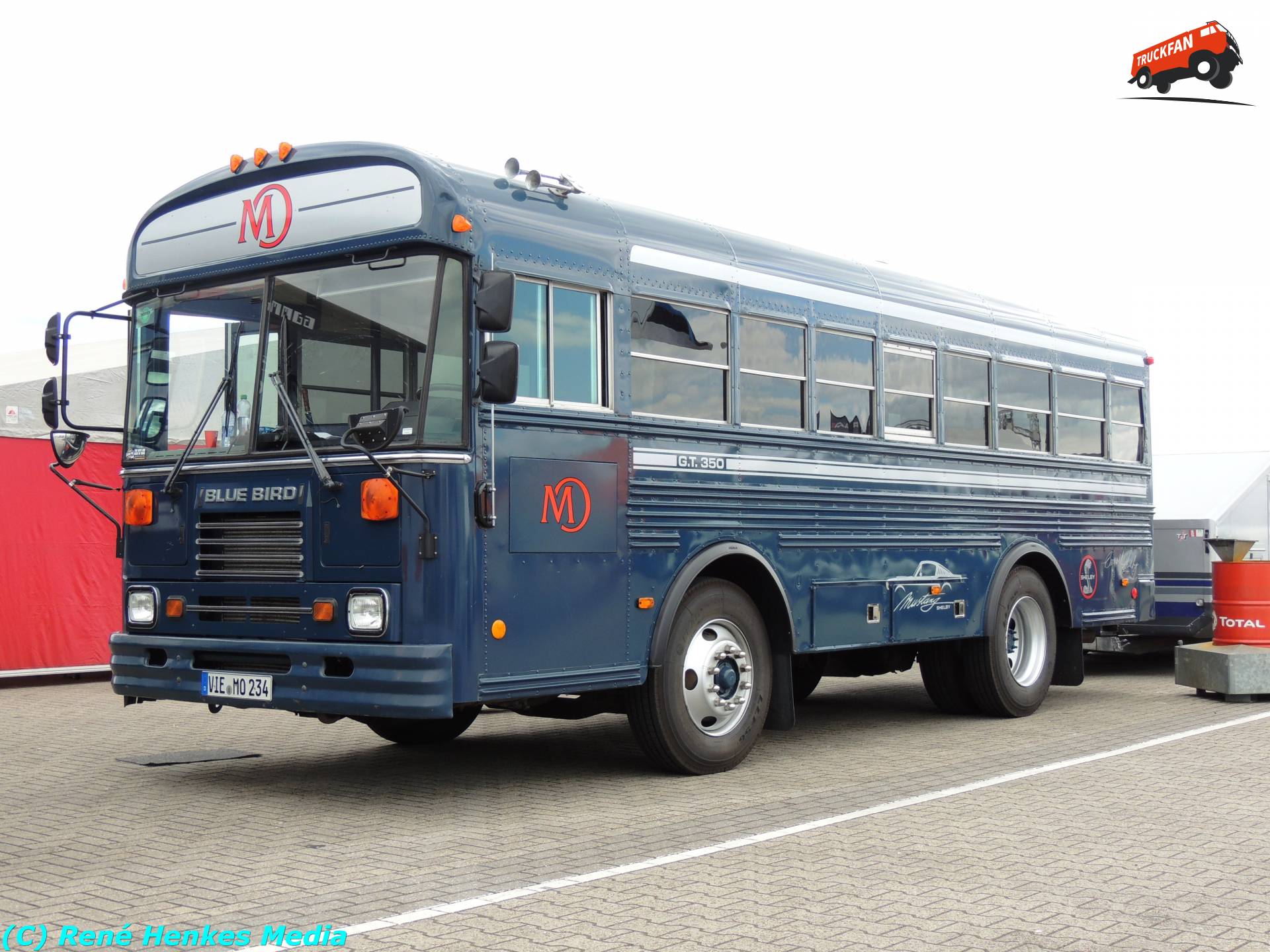 Foto Blue Bird bus #1062659 - TruckFan