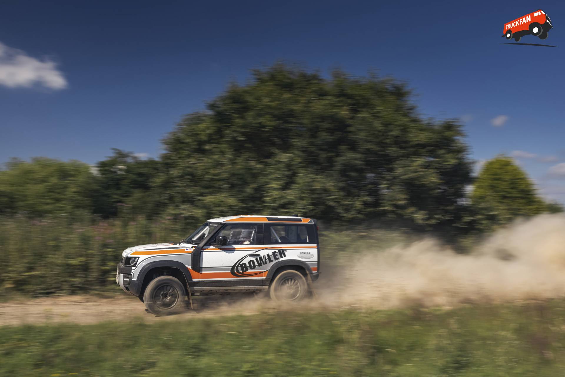 Foto Bowler Defender #1428939 - TruckFan