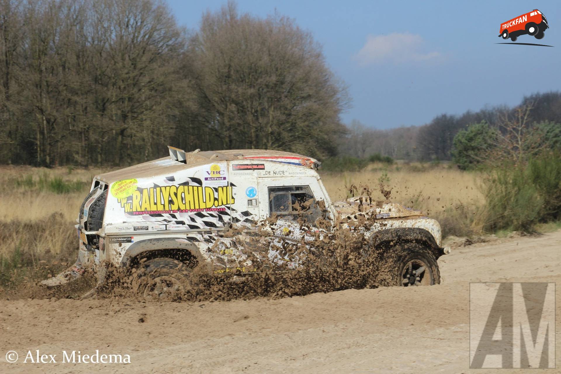 Foto Bowler Tomcat #1463381 - TruckFan