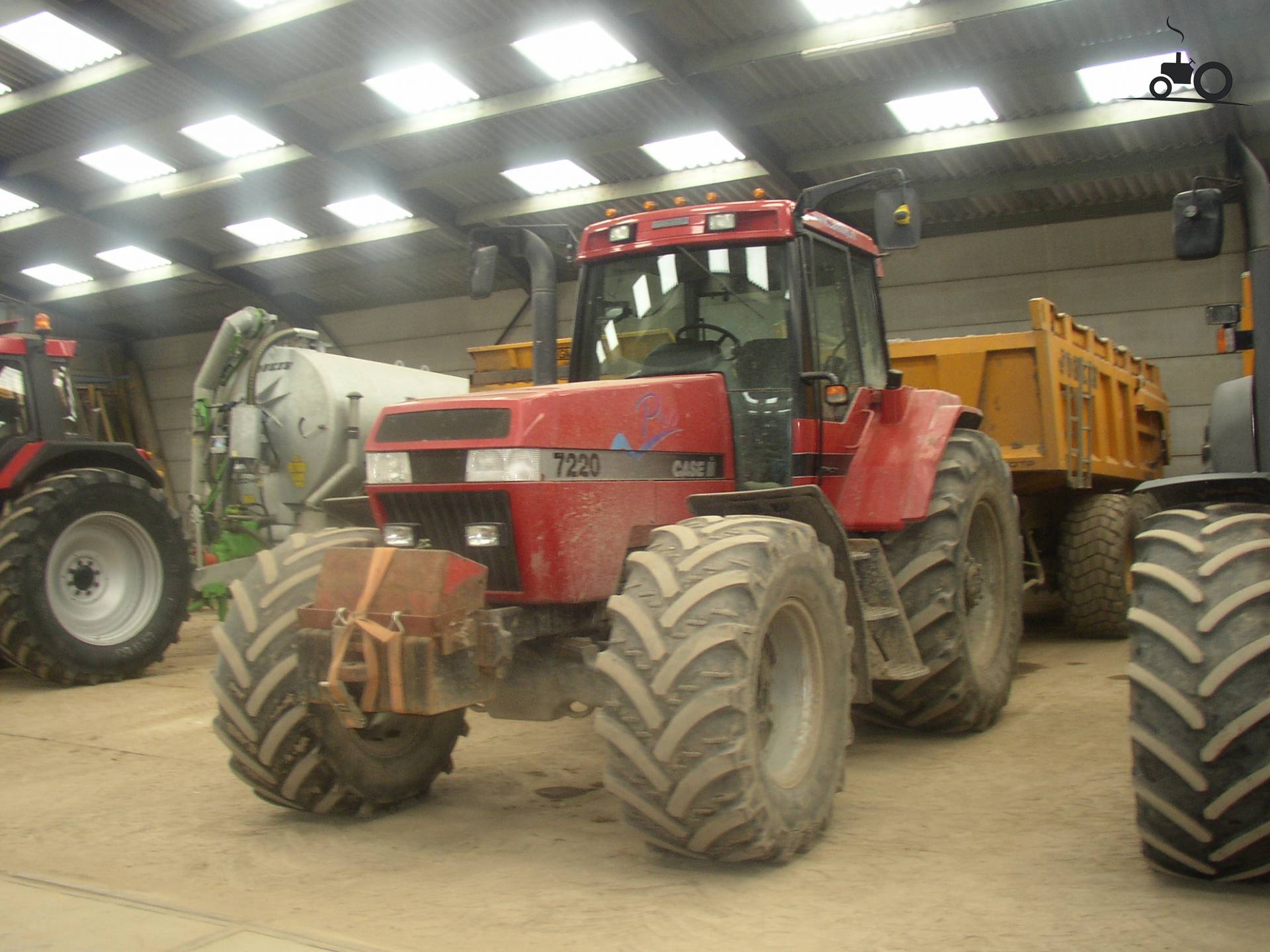 Foto Case International Magnum 7220 Pro #15256 - TruckFan