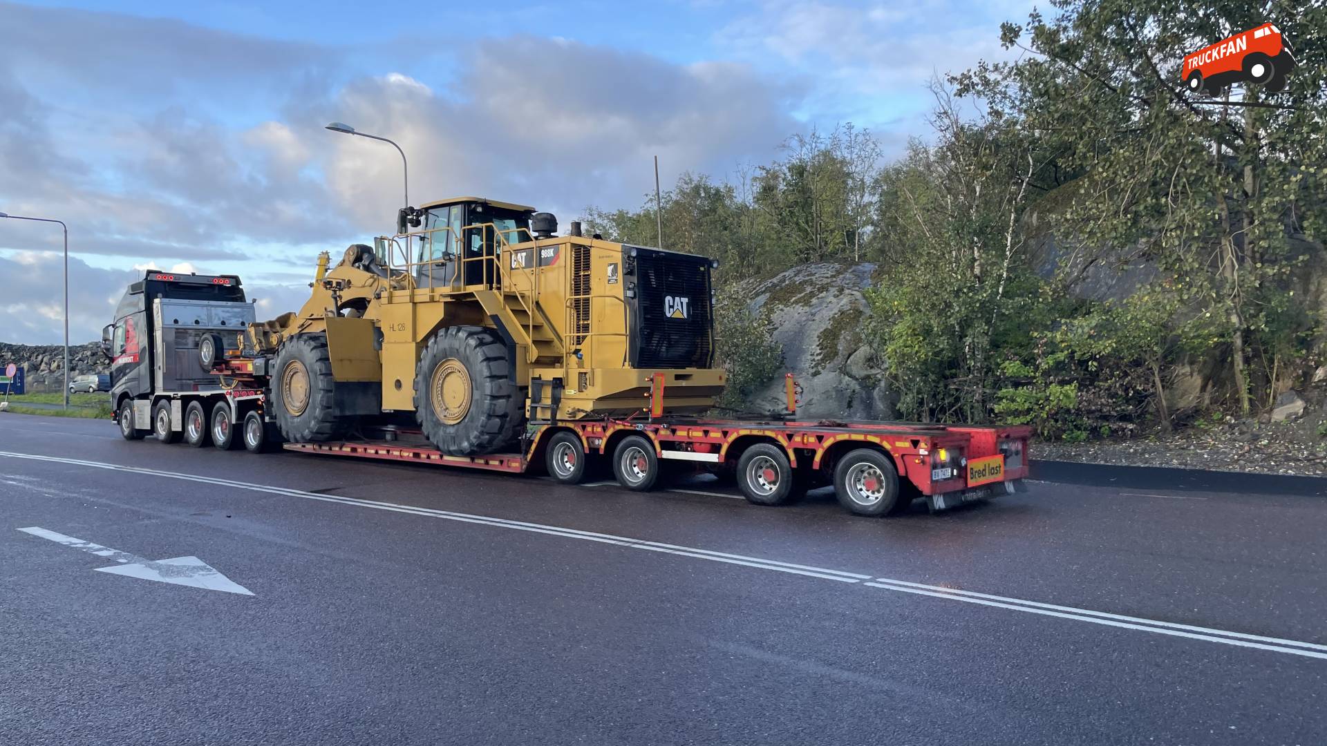 Foto Cat 988 #1540490 - TruckFan