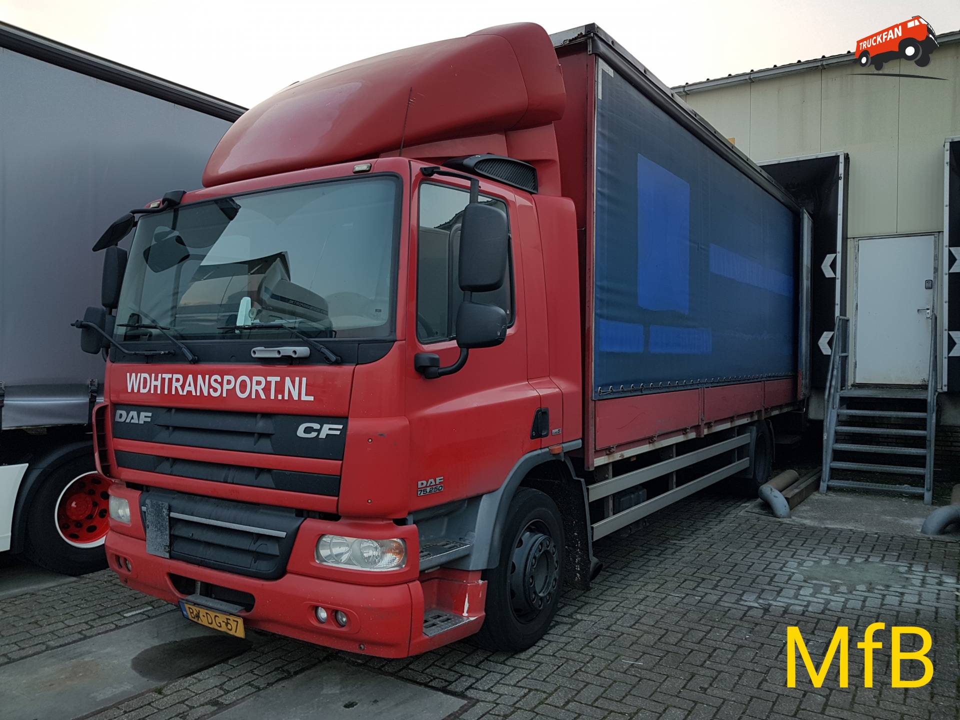 Foto DAF CF van WDH transport - TruckFan