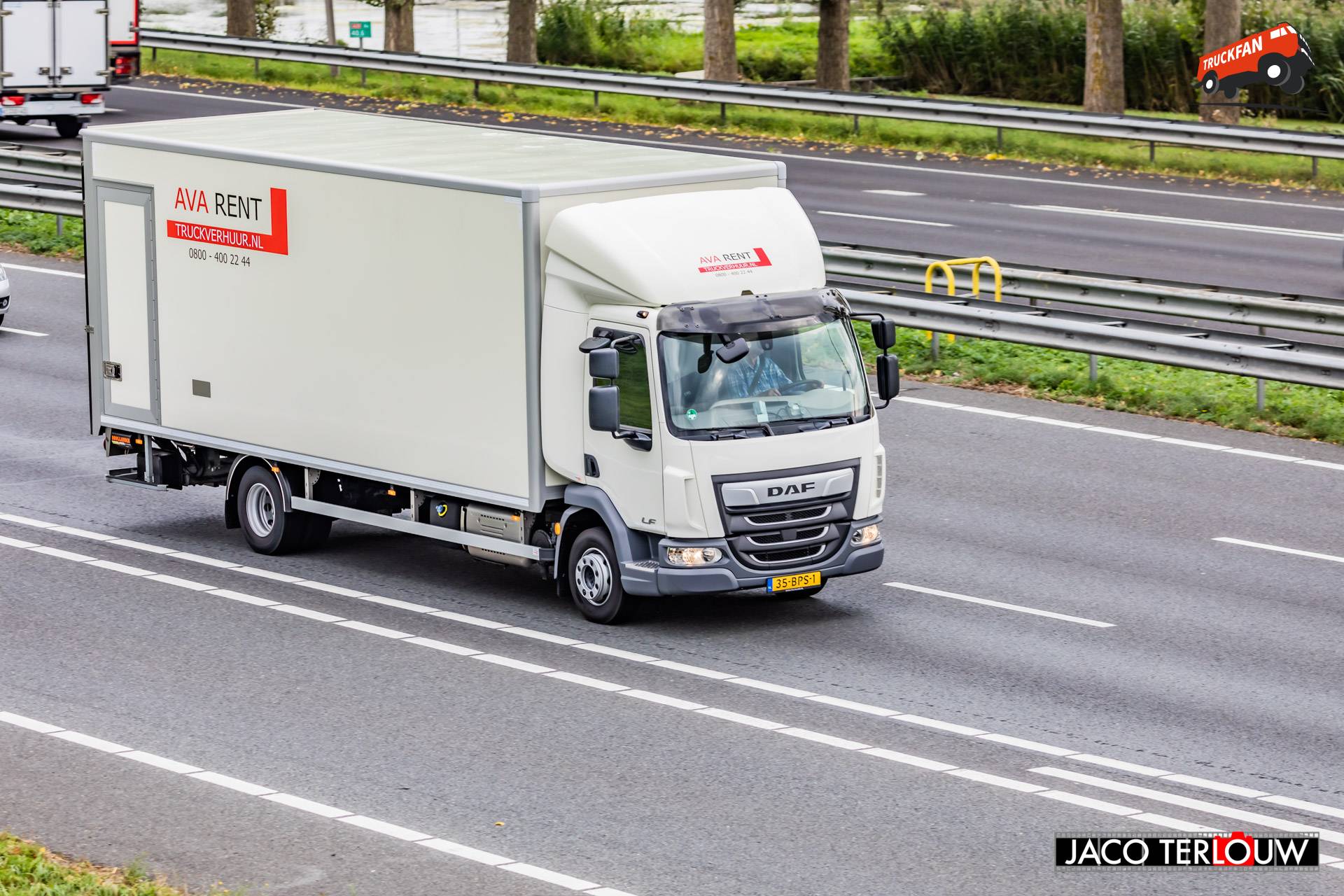 Foto DAF LF Euro 6 van AVArent - TruckFan