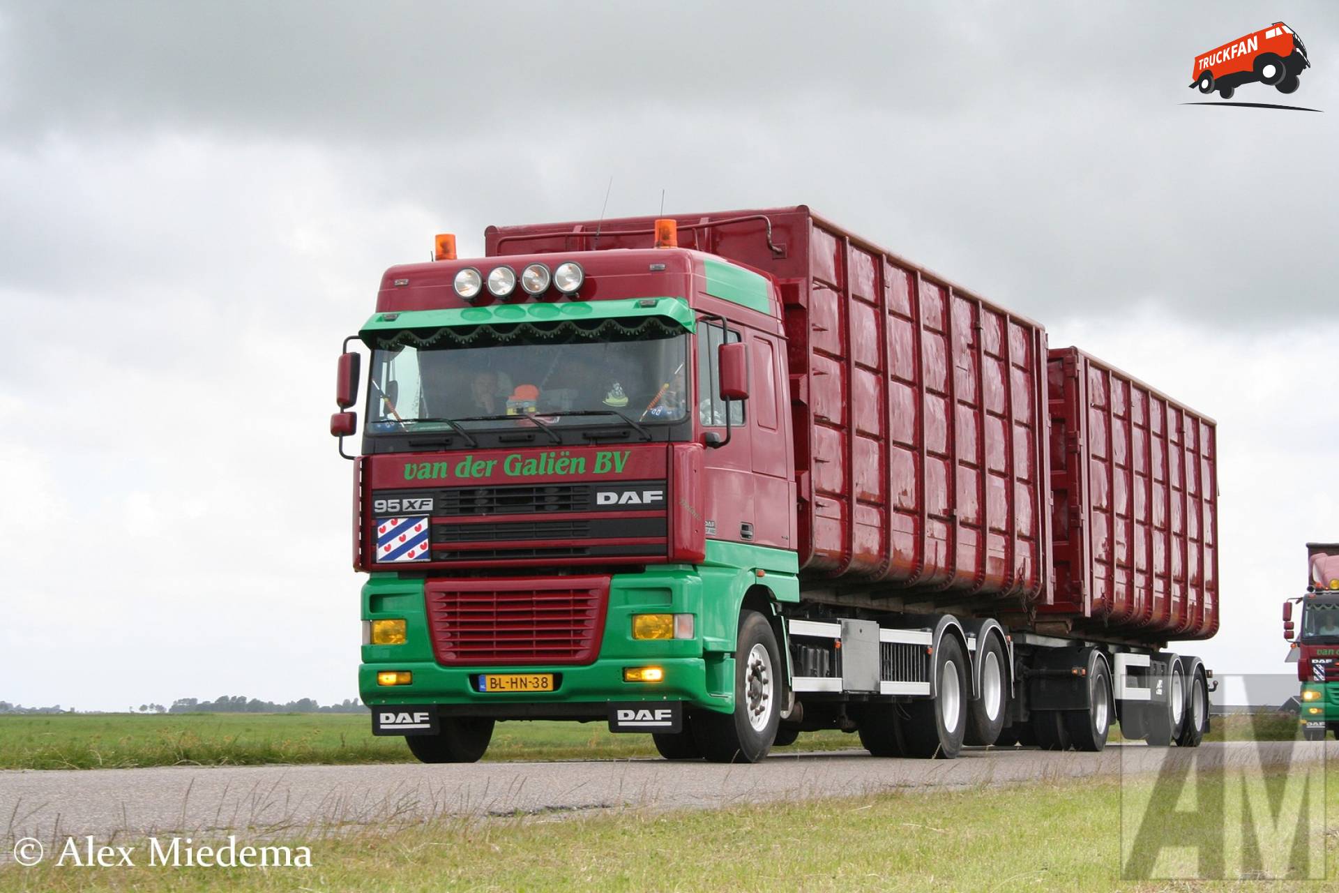 Foto DAF 95XF van Van der Galiën B.V. - TruckFan