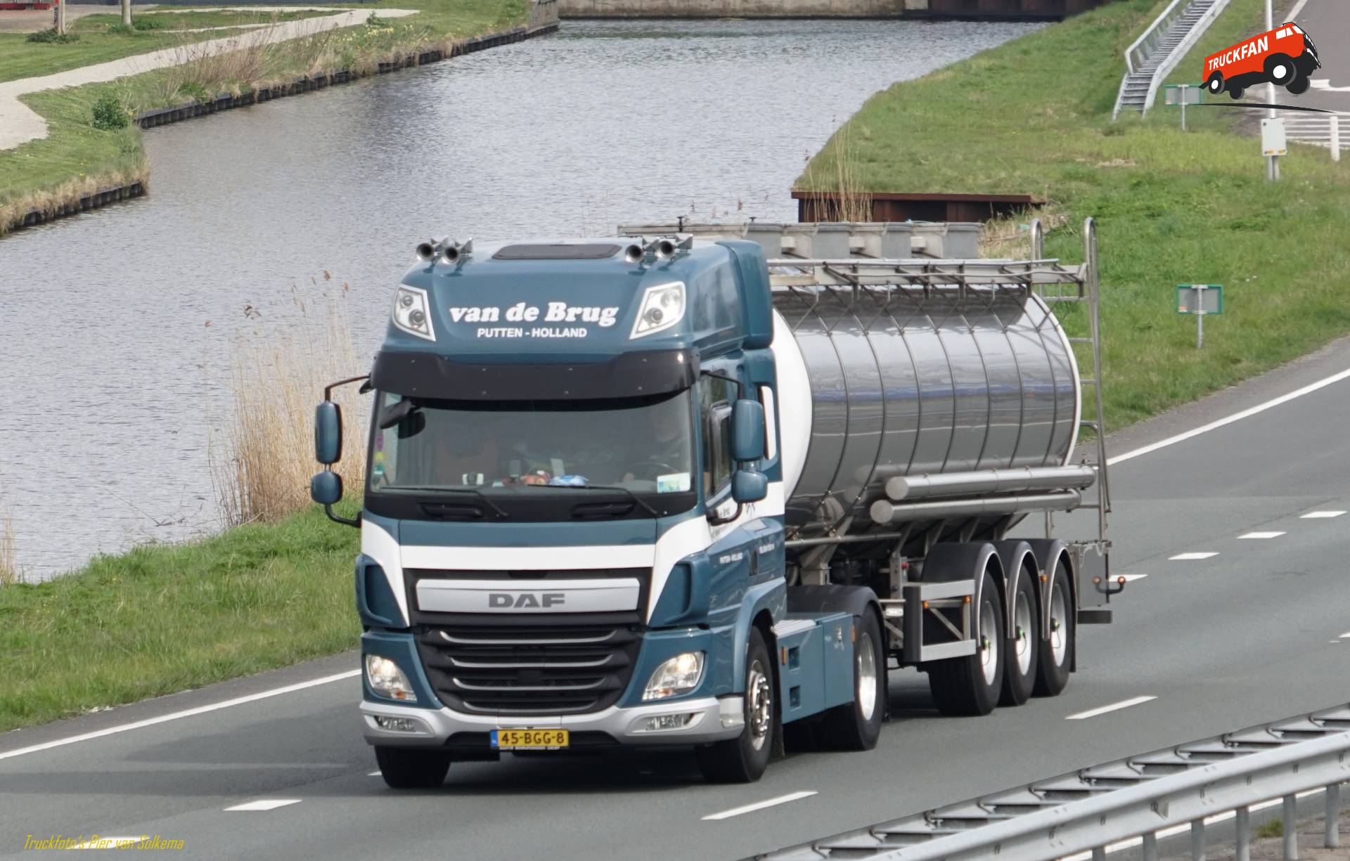 Foto DAF CF Euro 6 van Van de Brug Internationaal Tanktransport B.V ...