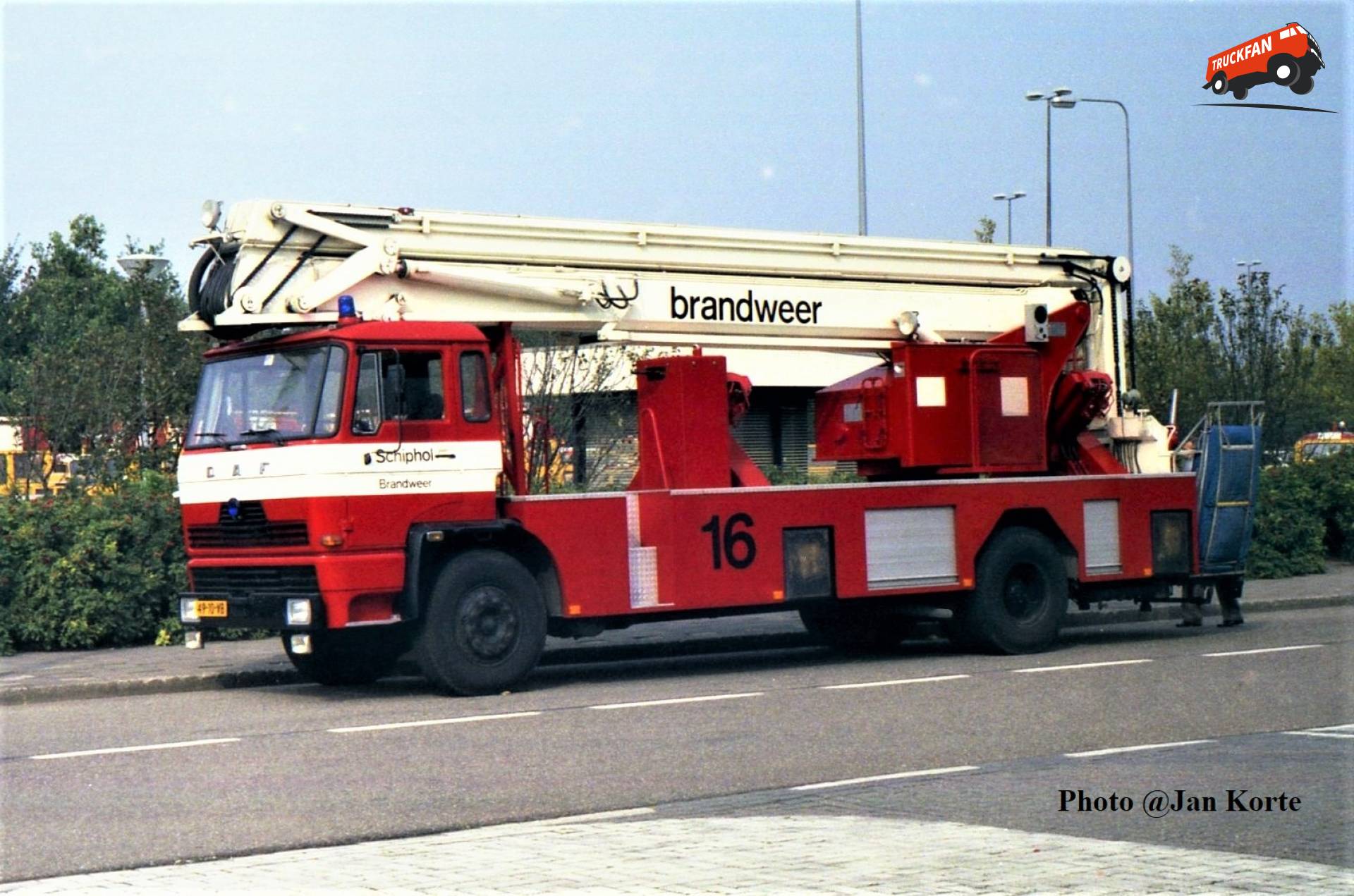 Foto DAF 2200 van Amsterdam Airport Schiphol - TruckFan
