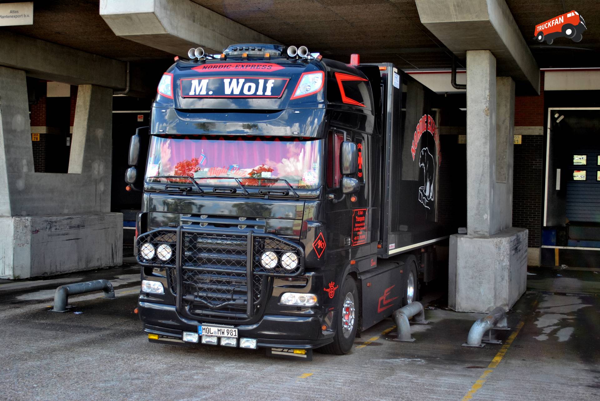 Foto DAF XF105 van M. Wolf Transporte - TruckFan