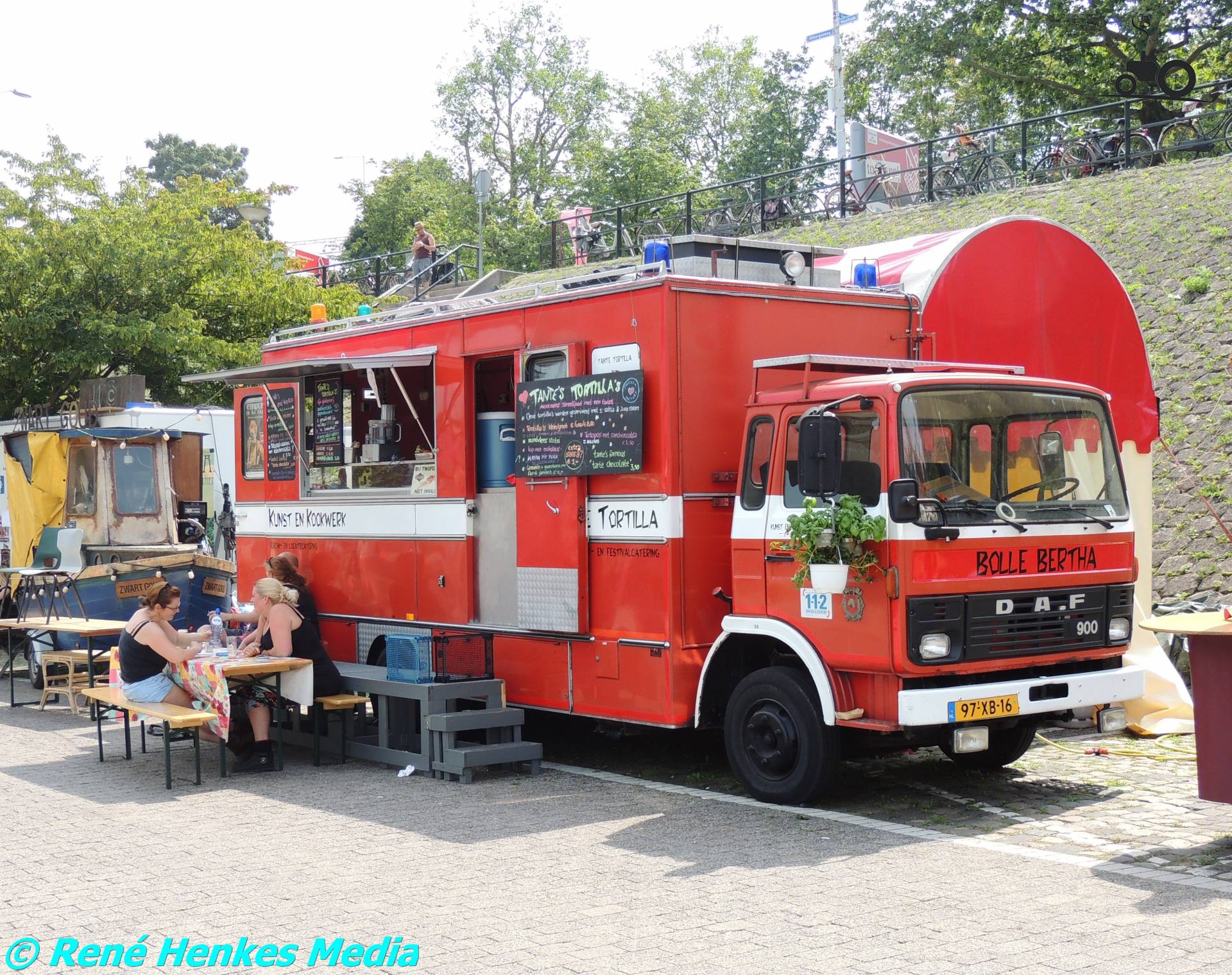 Foto DAF 900 #1012340