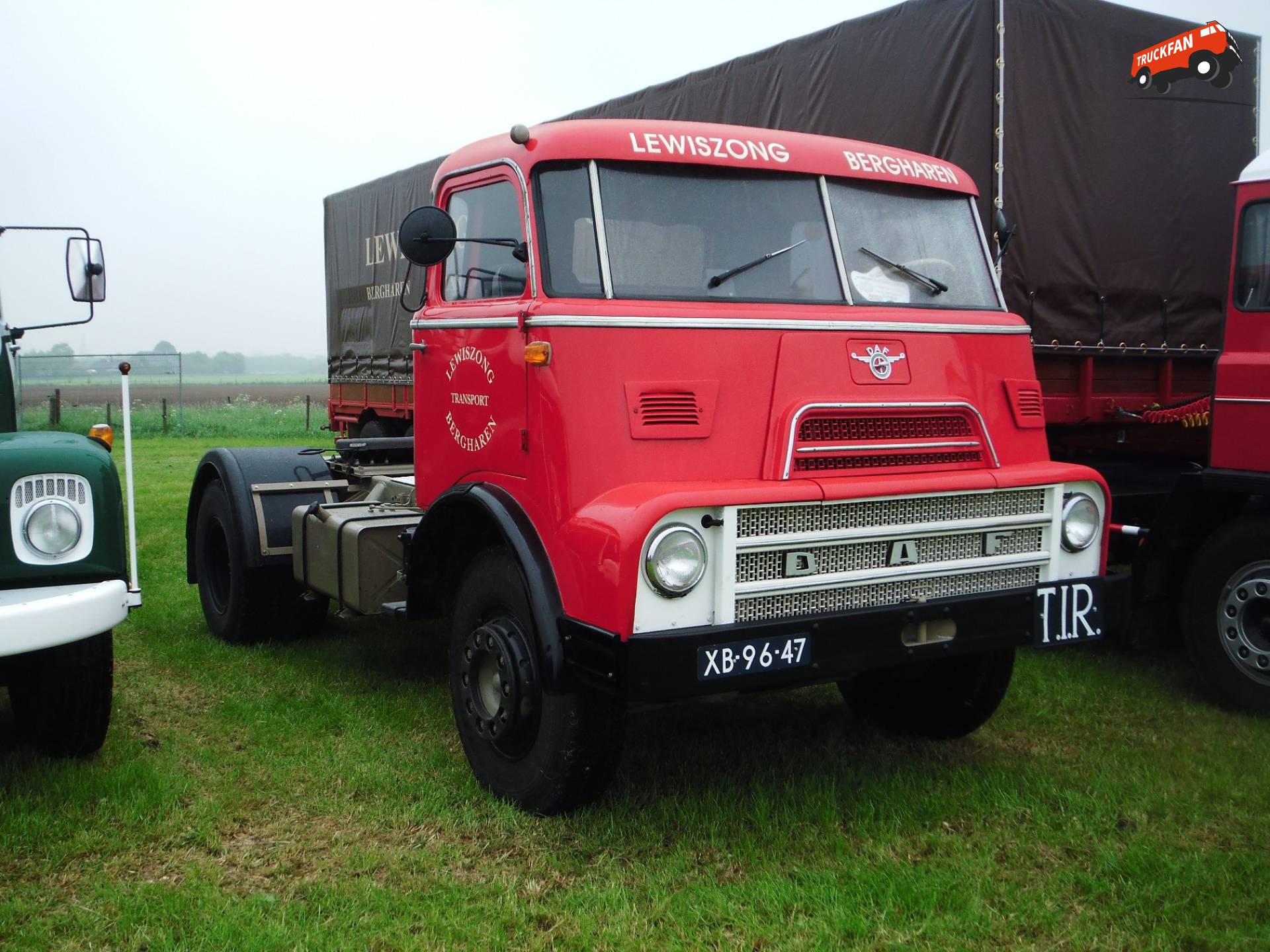 Foto DAF DO2200 van Lewiszong Transport V.O.F. - TruckFan