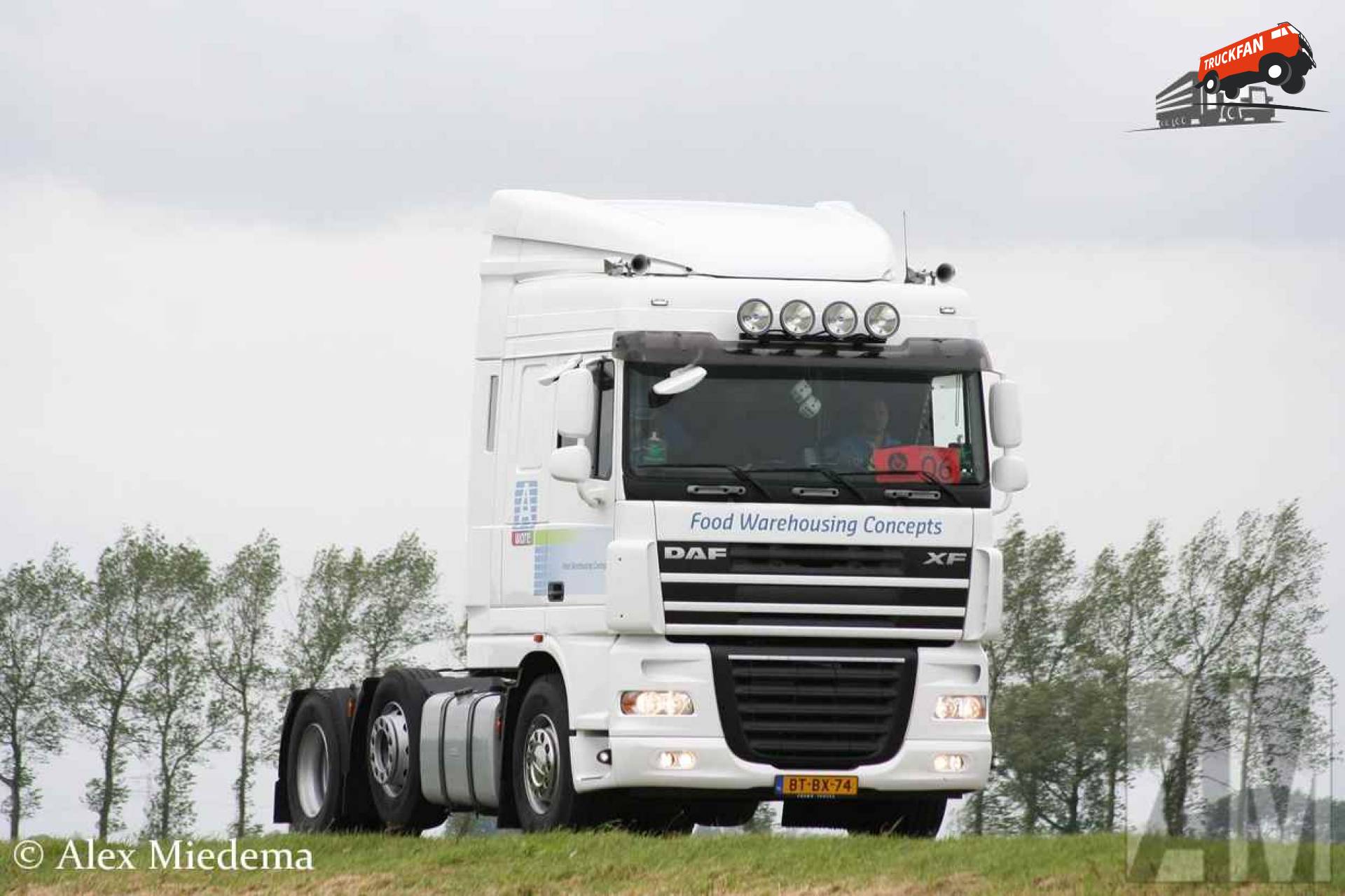 Foto DAF XF105 van A-ware Food Group - TruckFan