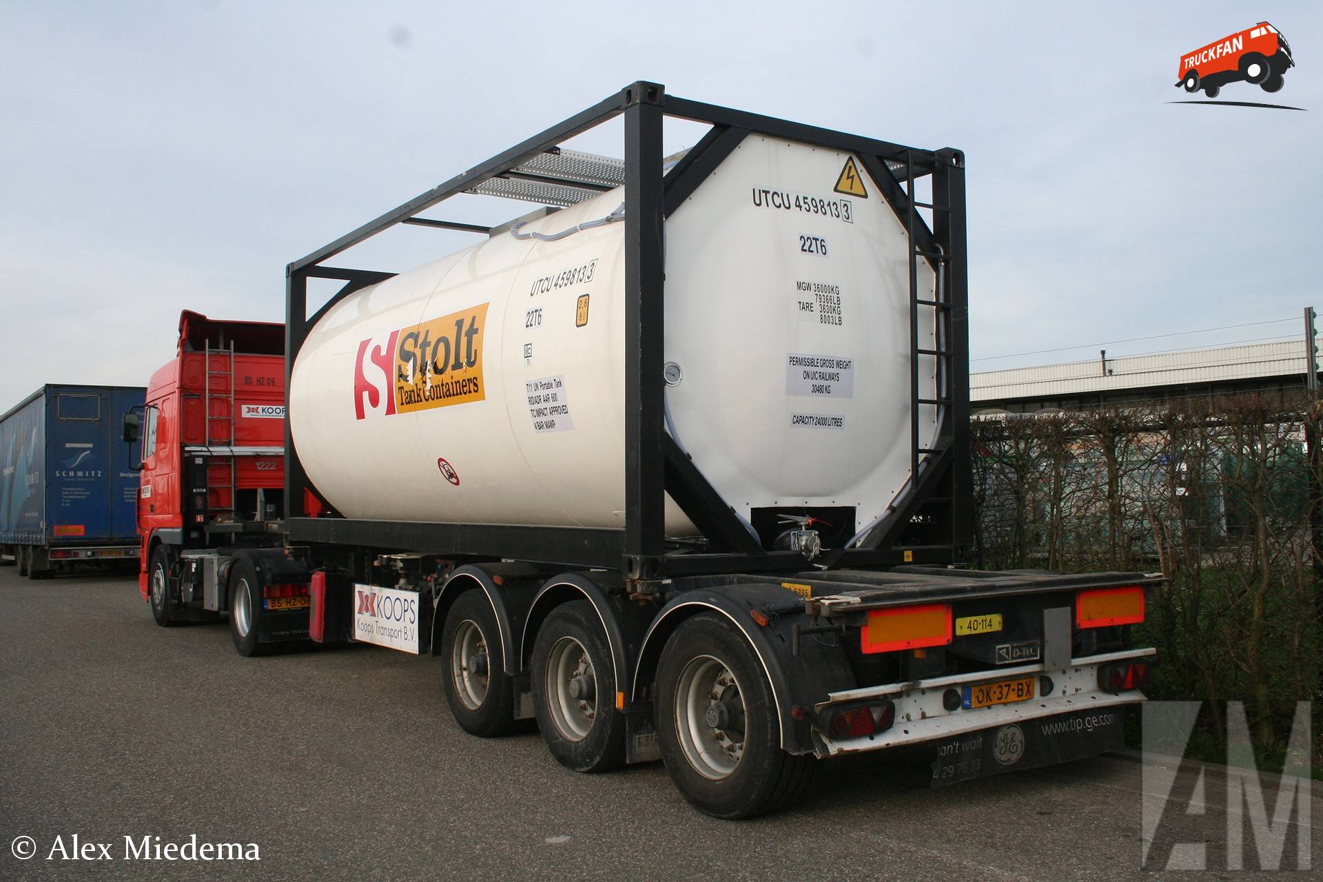 Foto D-TEC containerchassis van Koops Transport Almere bv. - TruckFan