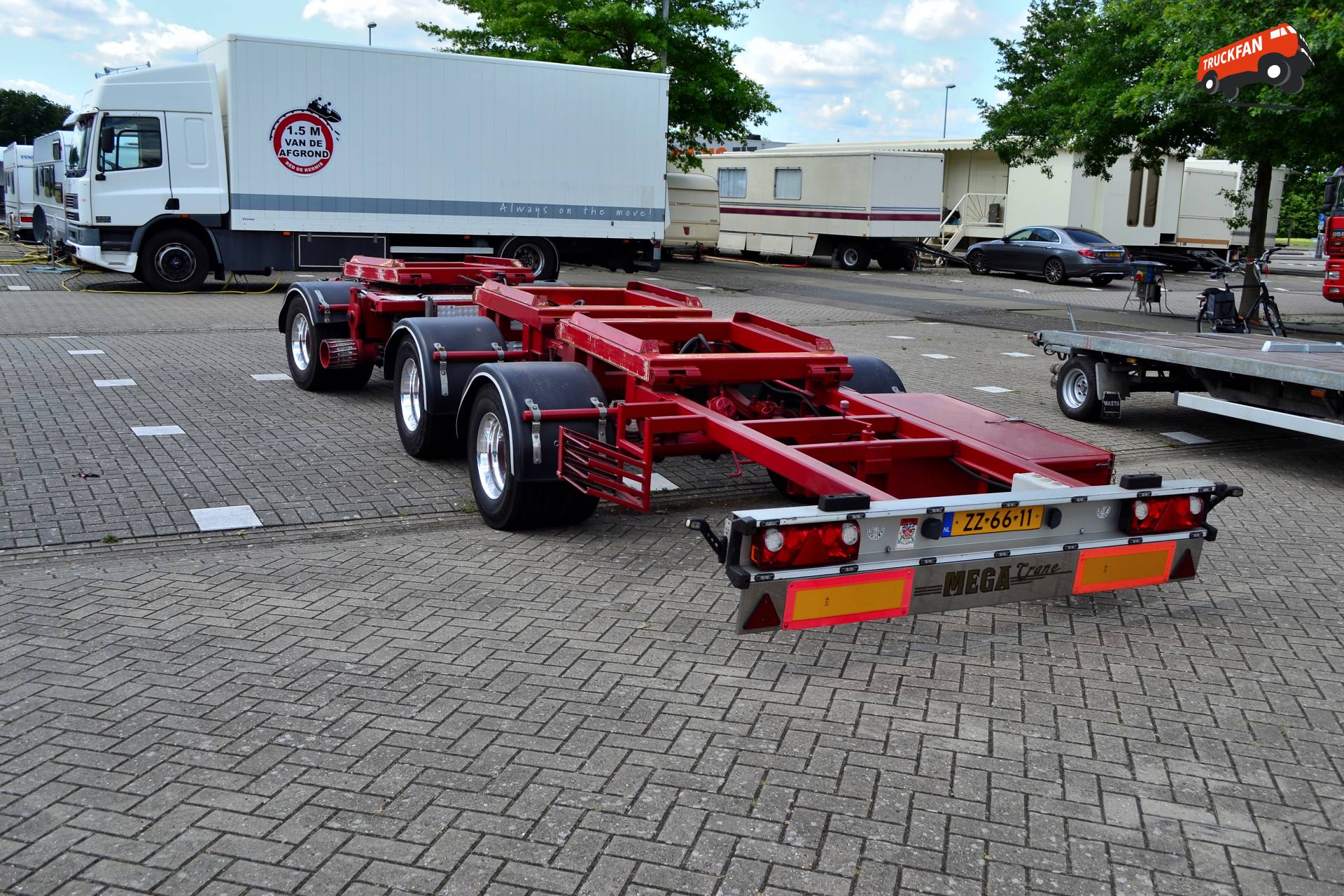 Foto ESVE AHW-10-18 #1442511 - TruckFan