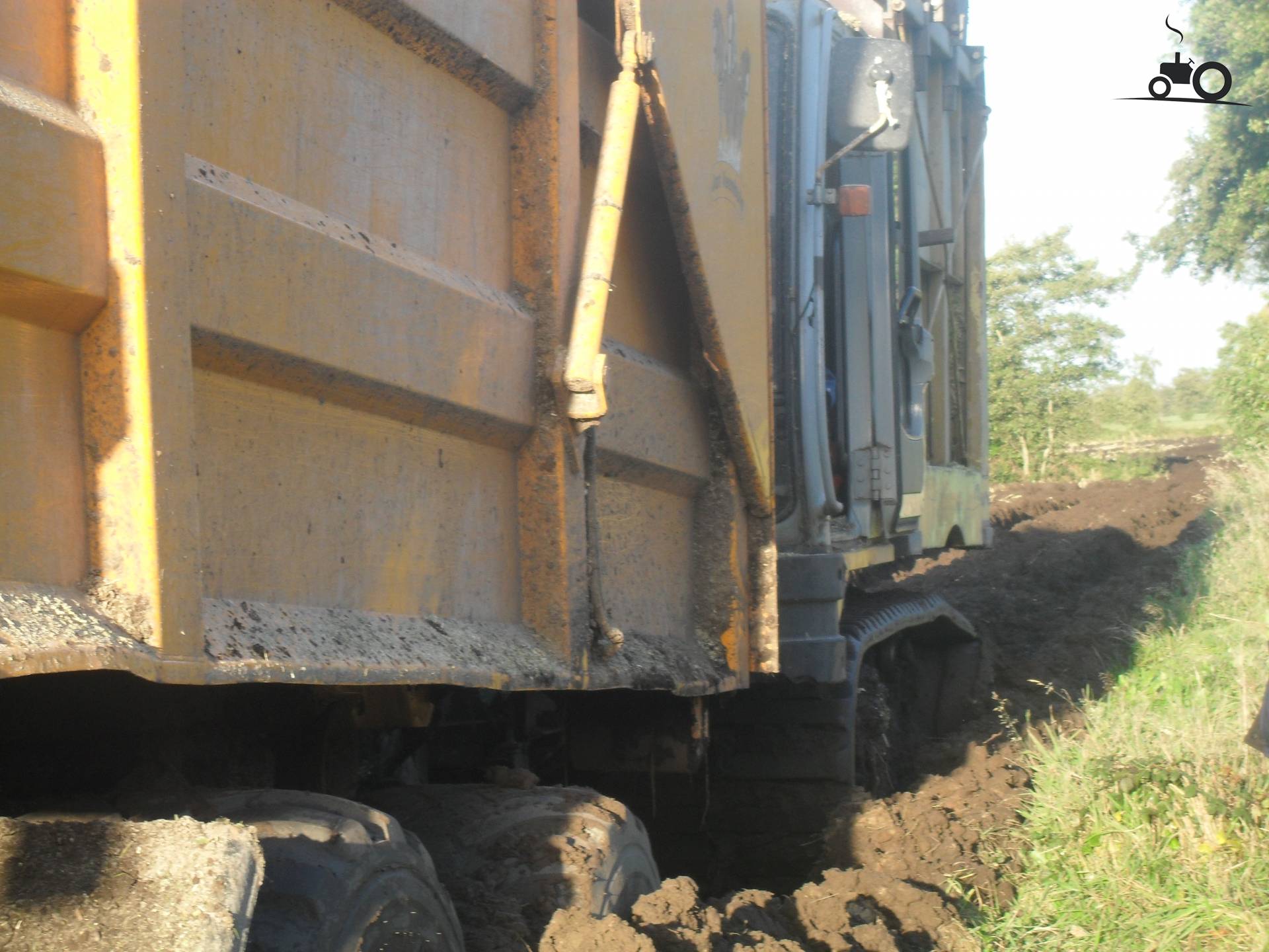 Vastgereden - Fendt 824 Vario