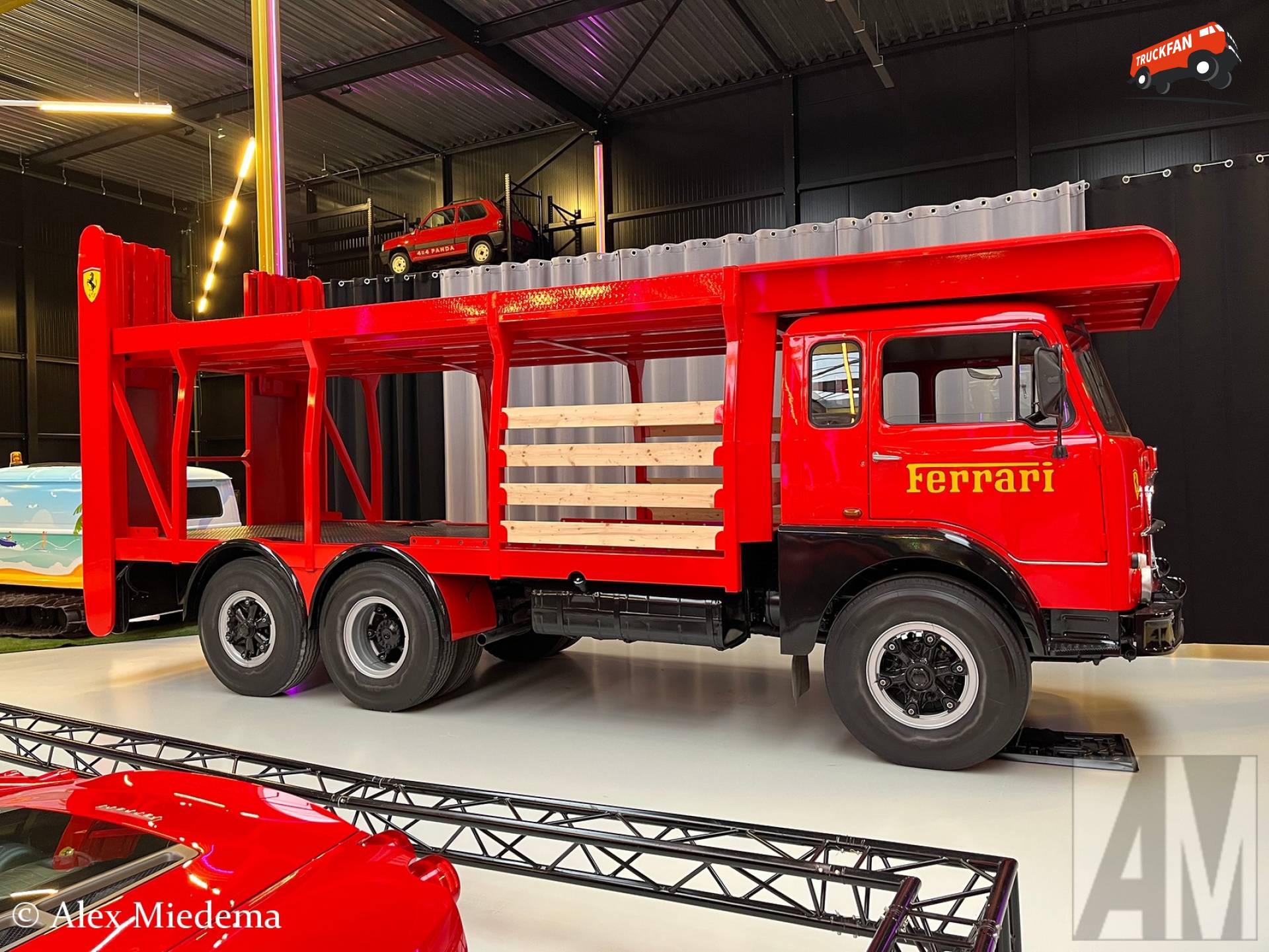 Legendarische racetransporter: Fiat voor Ferrari-vervoer - Alex Miedema
