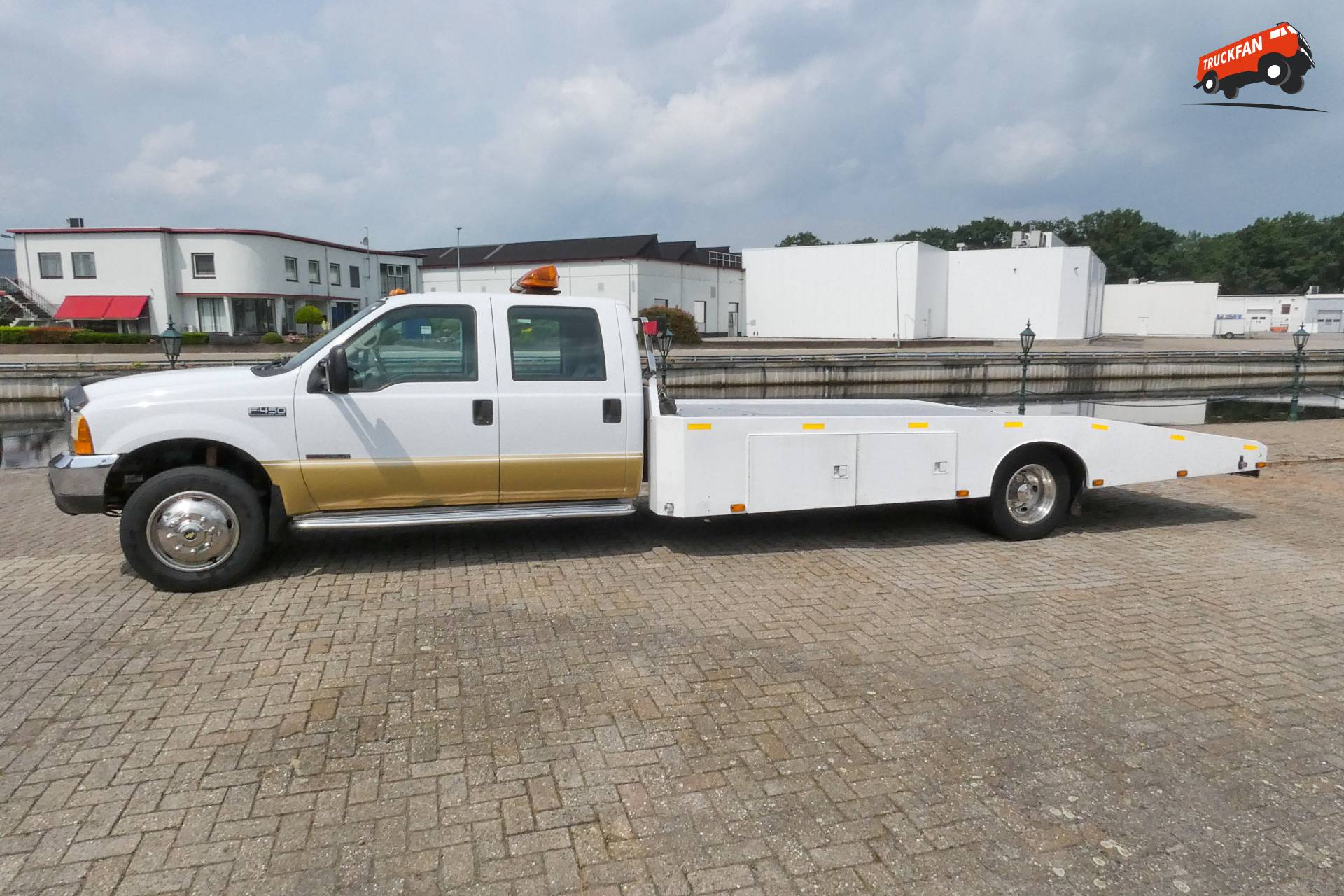 Foto Ford F450 van Robert Wagner - TruckFan