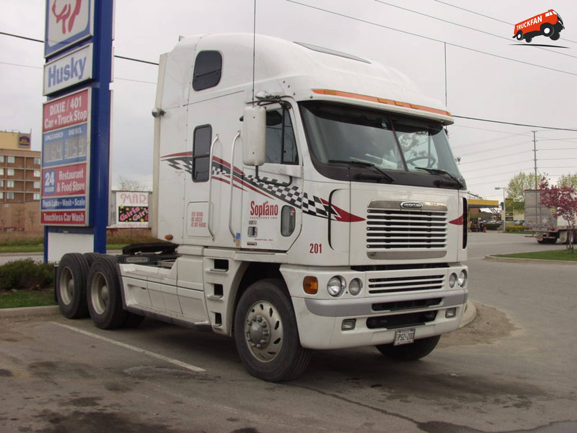 Foto Freightliner Argosy #1036255 - TruckFan
