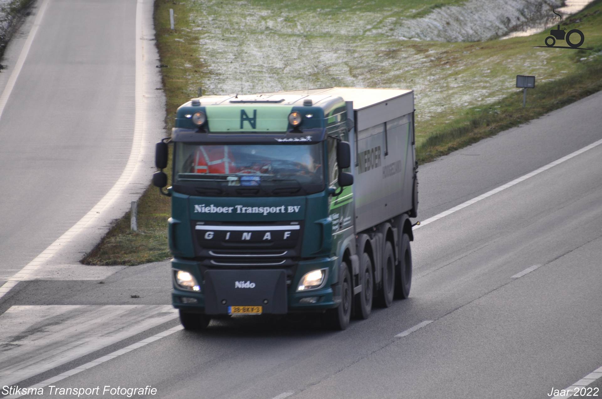 Foto GINAF Vrachtwagen van H. Nieboer B.V. - TruckFan