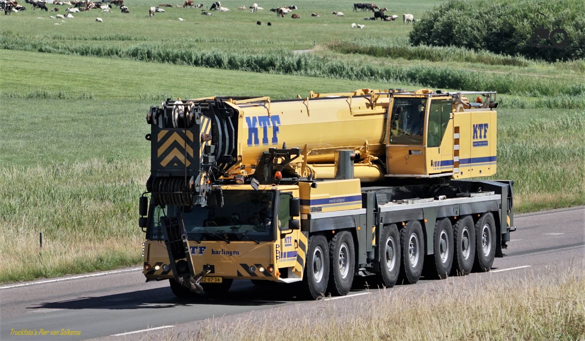 Foto Liebherr LTM1400 van KTF Harlingen - TruckFan