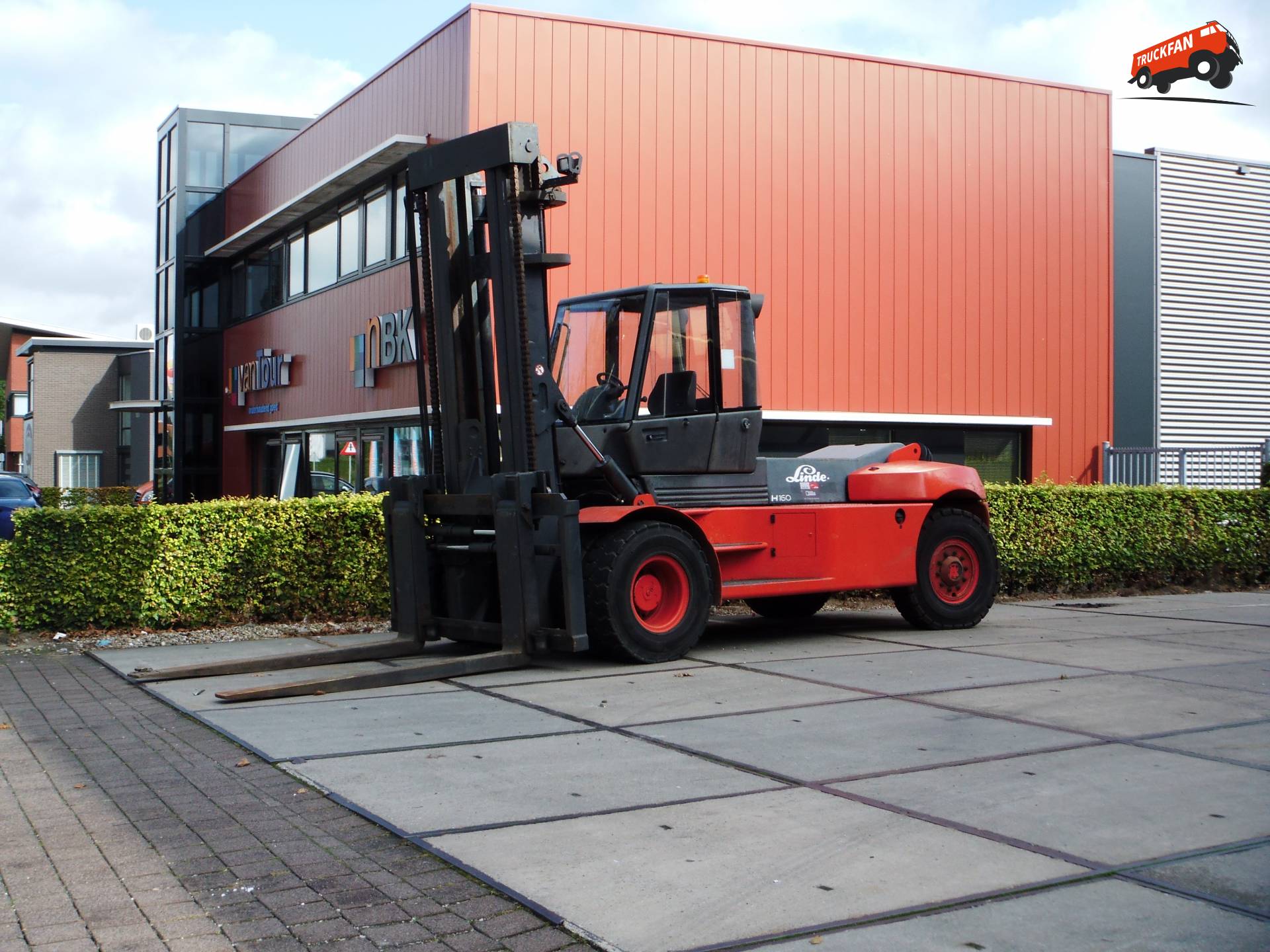 Foto Linde Heftruck #1070904 - TruckFan