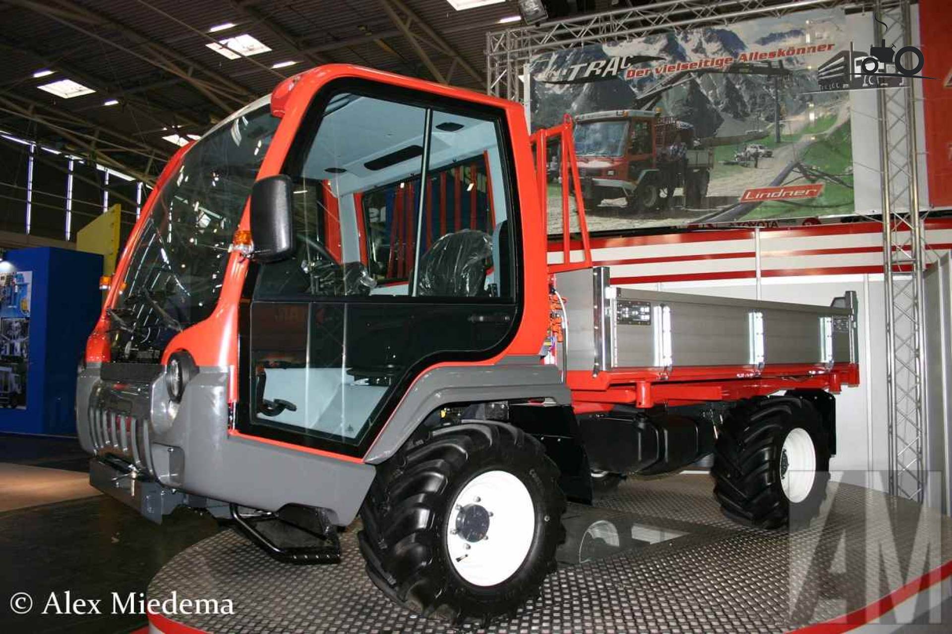 Foto Lindner Unitrac 92 #1109599 - TruckFan Foto Lindner Unitrac 92 #1109599 - TruckFan