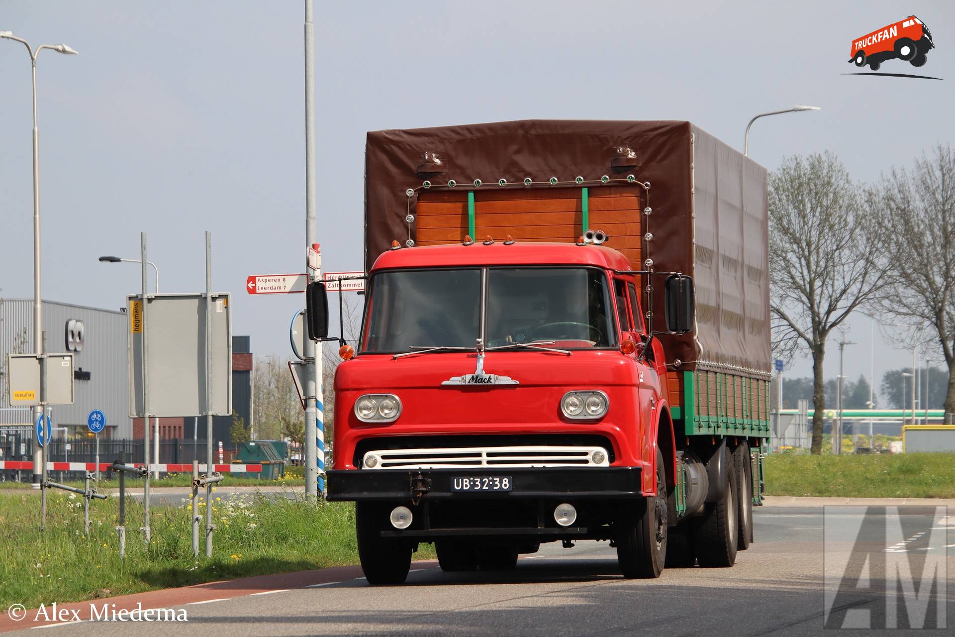 Foto mack N #1468842 - TruckFan