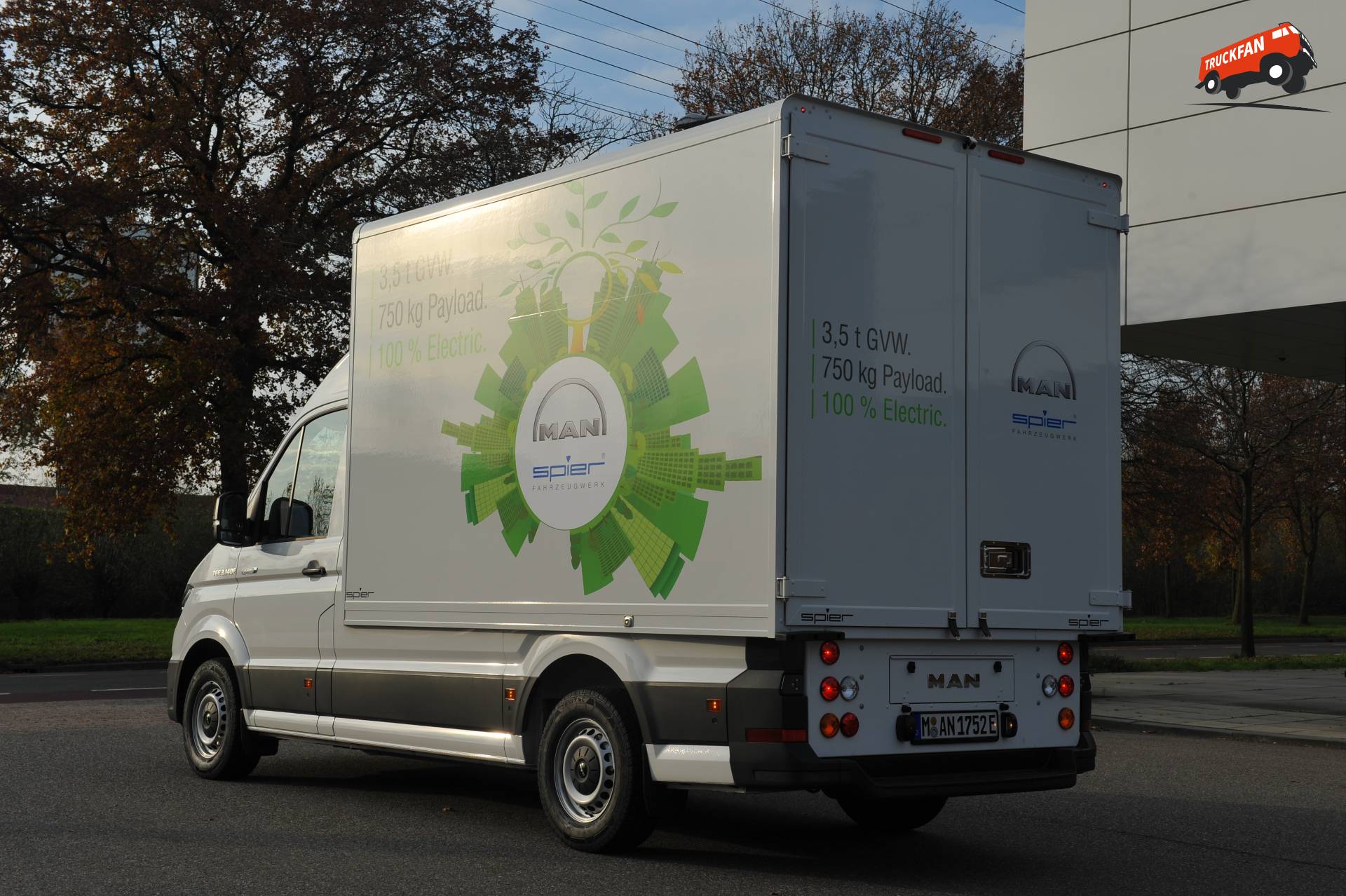 Foto MAN eTGE #1392528 - TruckFan