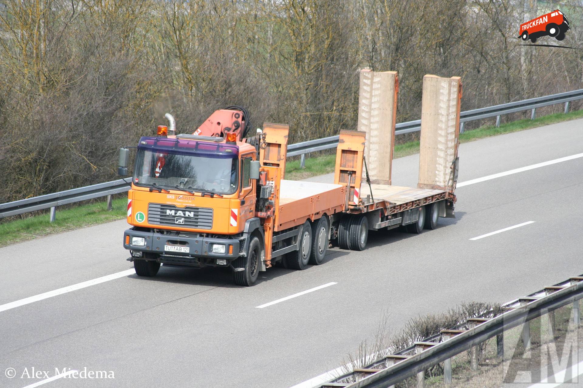 Foto MAN F2000 #1458228 - TruckFan