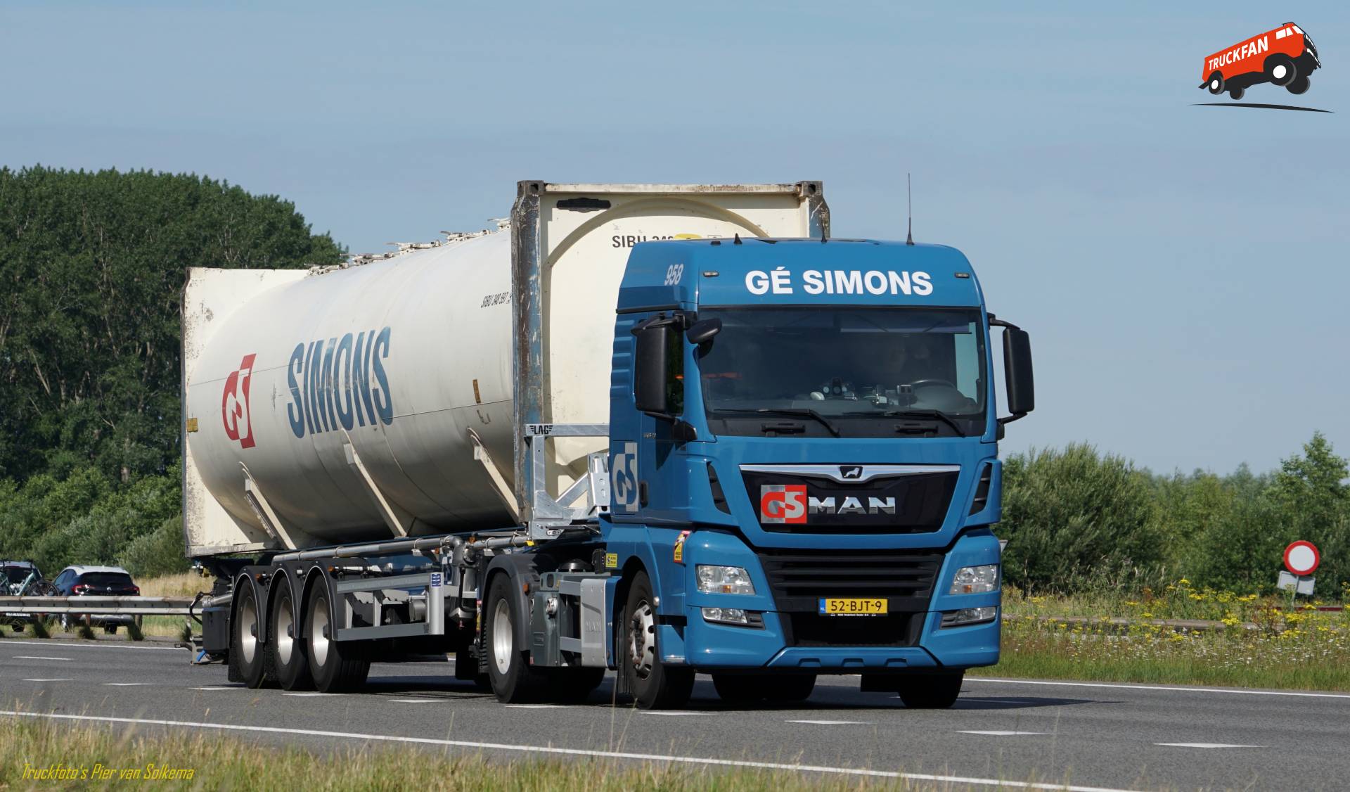 Foto MAN TGS van Ge Simons Internationaal Transport B.V. - TruckFan