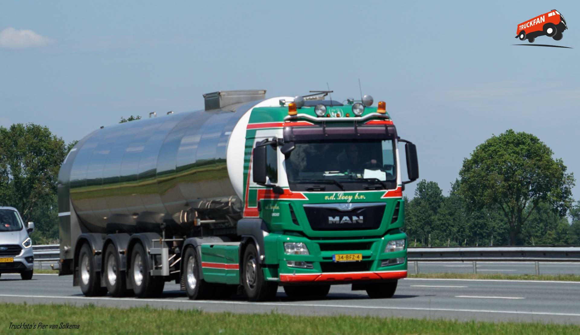Foto MAN TGS van Loonbedrijf Van der Looy - TruckFan