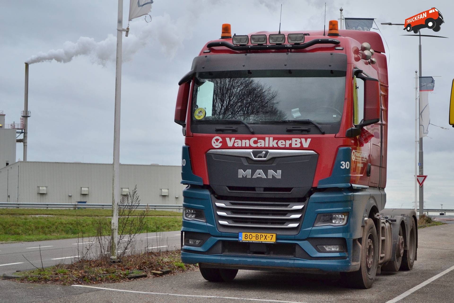 Foto MAN TGX 3rd generation van Van Calker Transport B.V. - TruckFan