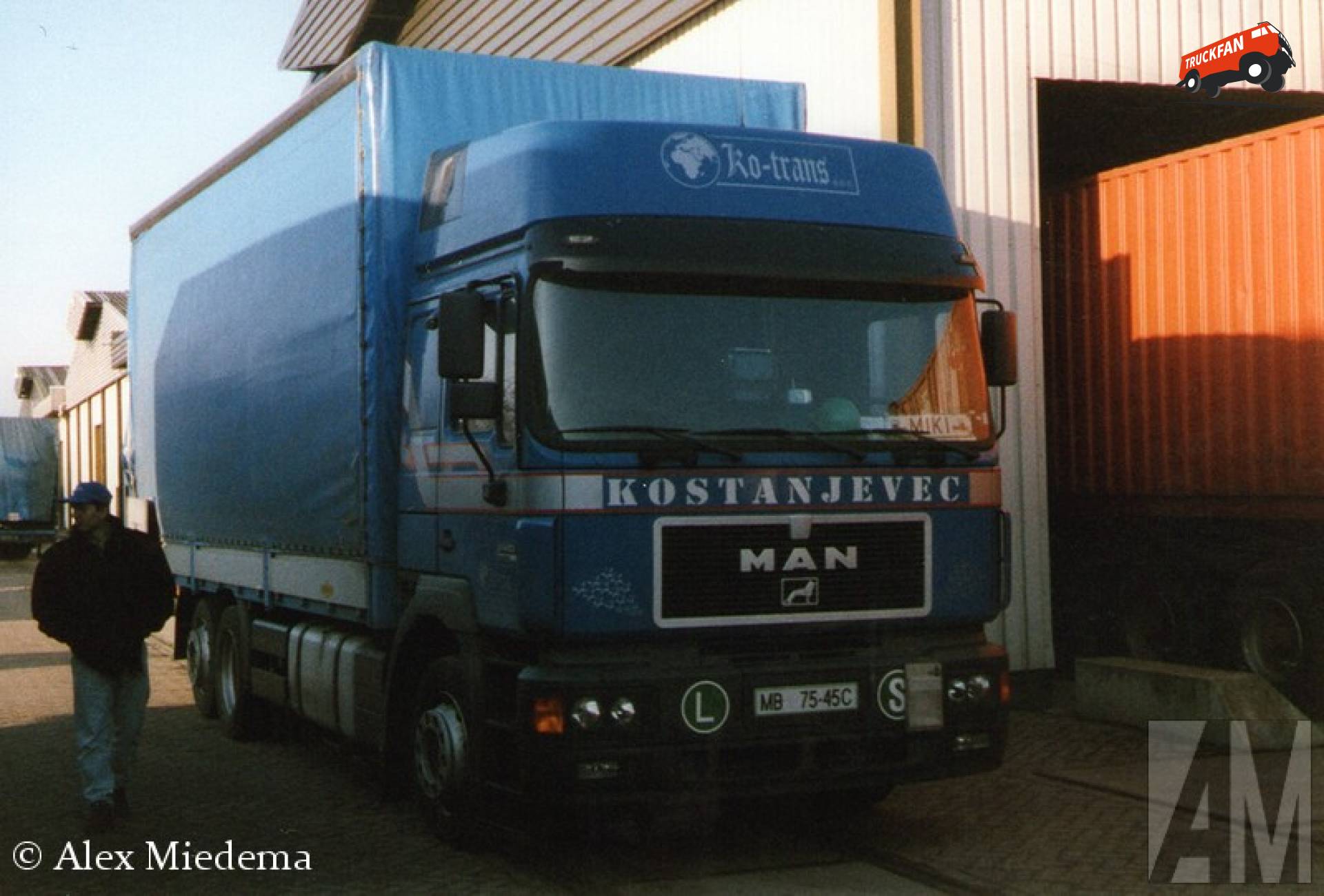 Foto MAN F2000 #1045017 - TruckFan