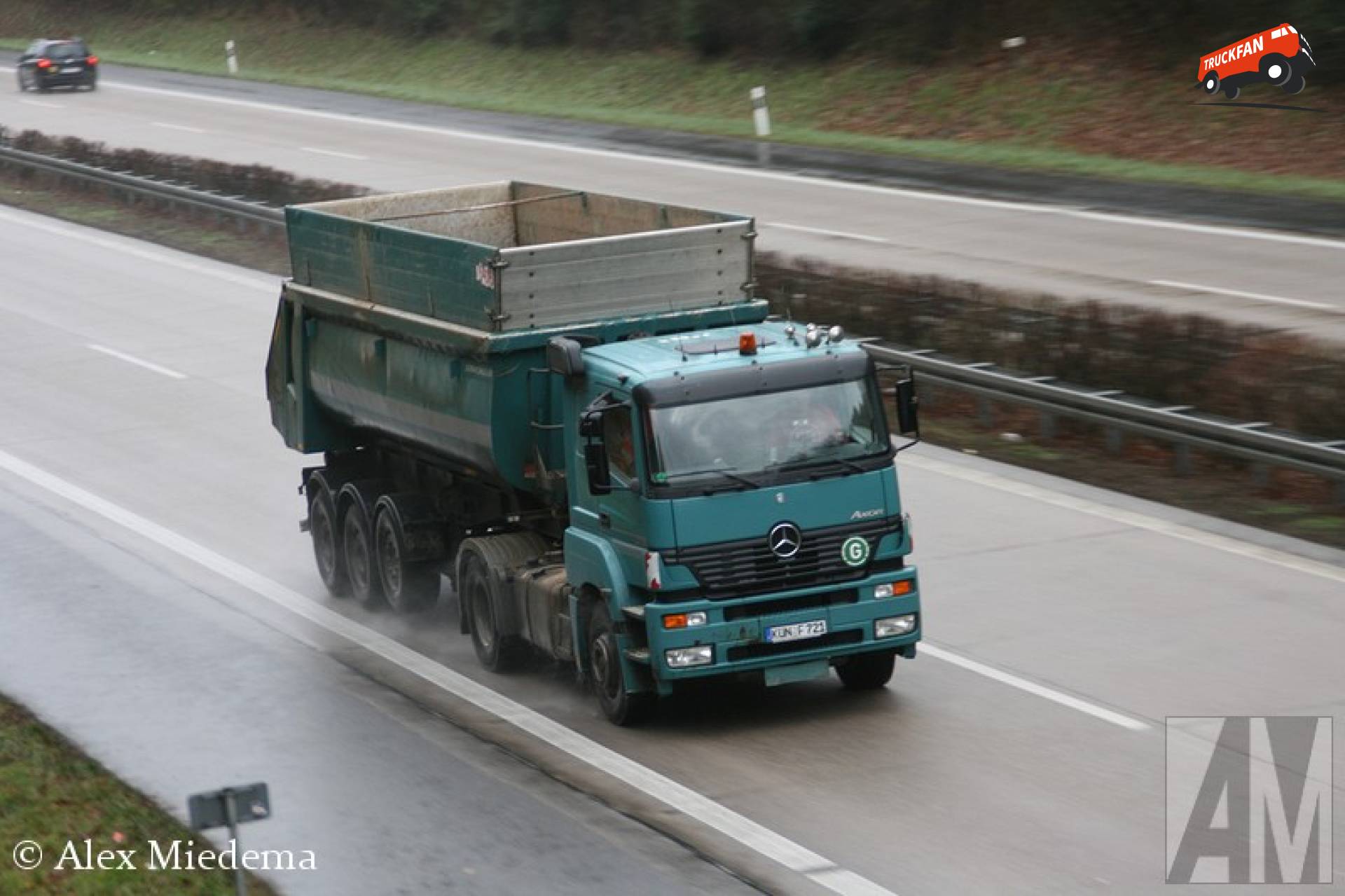 Foto Mercedes-Benz Axor MP1 #989853 - TruckFan