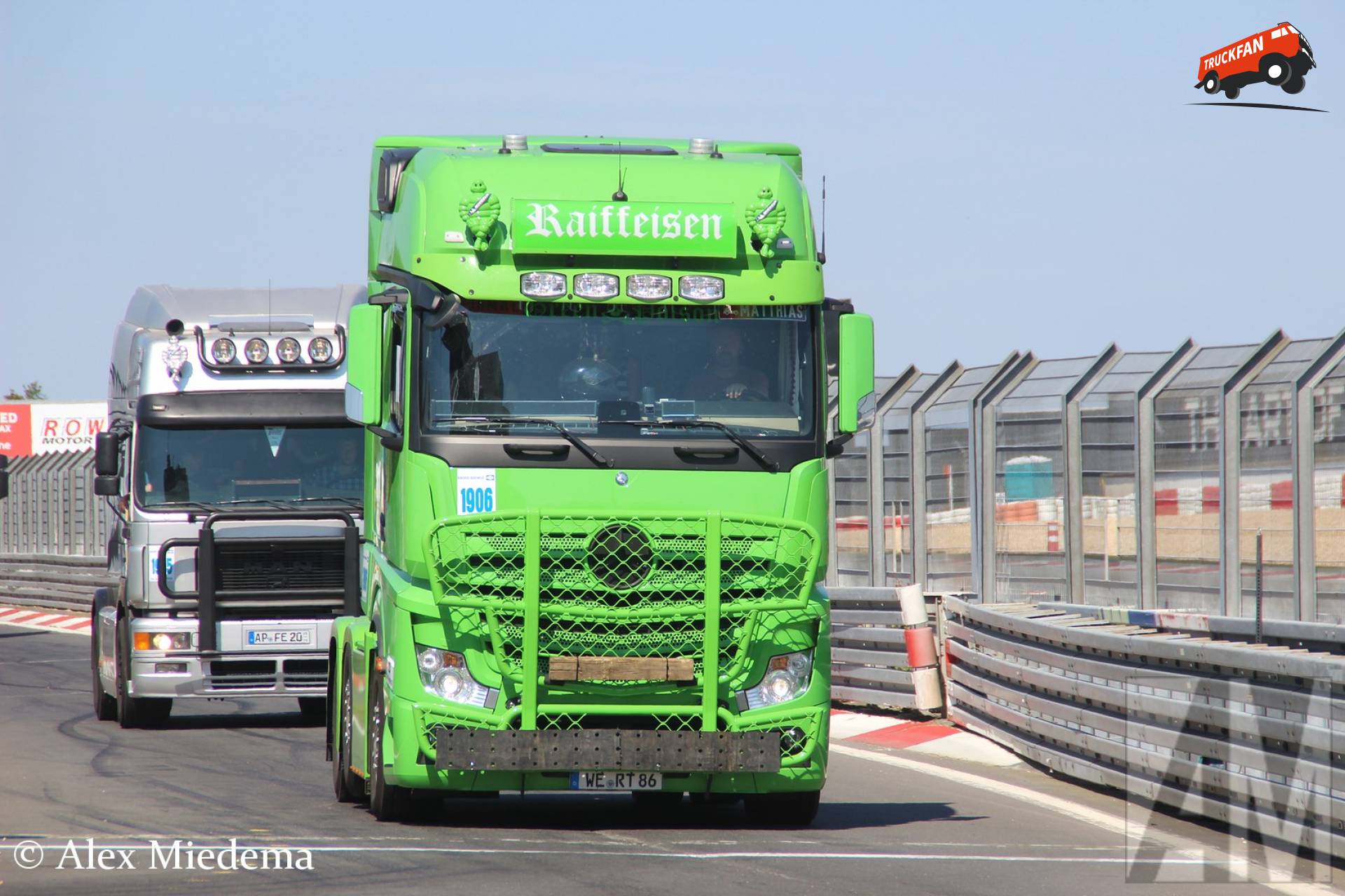 Foto Mercedes-Benz Actros MP4 #1283095 - TruckFan