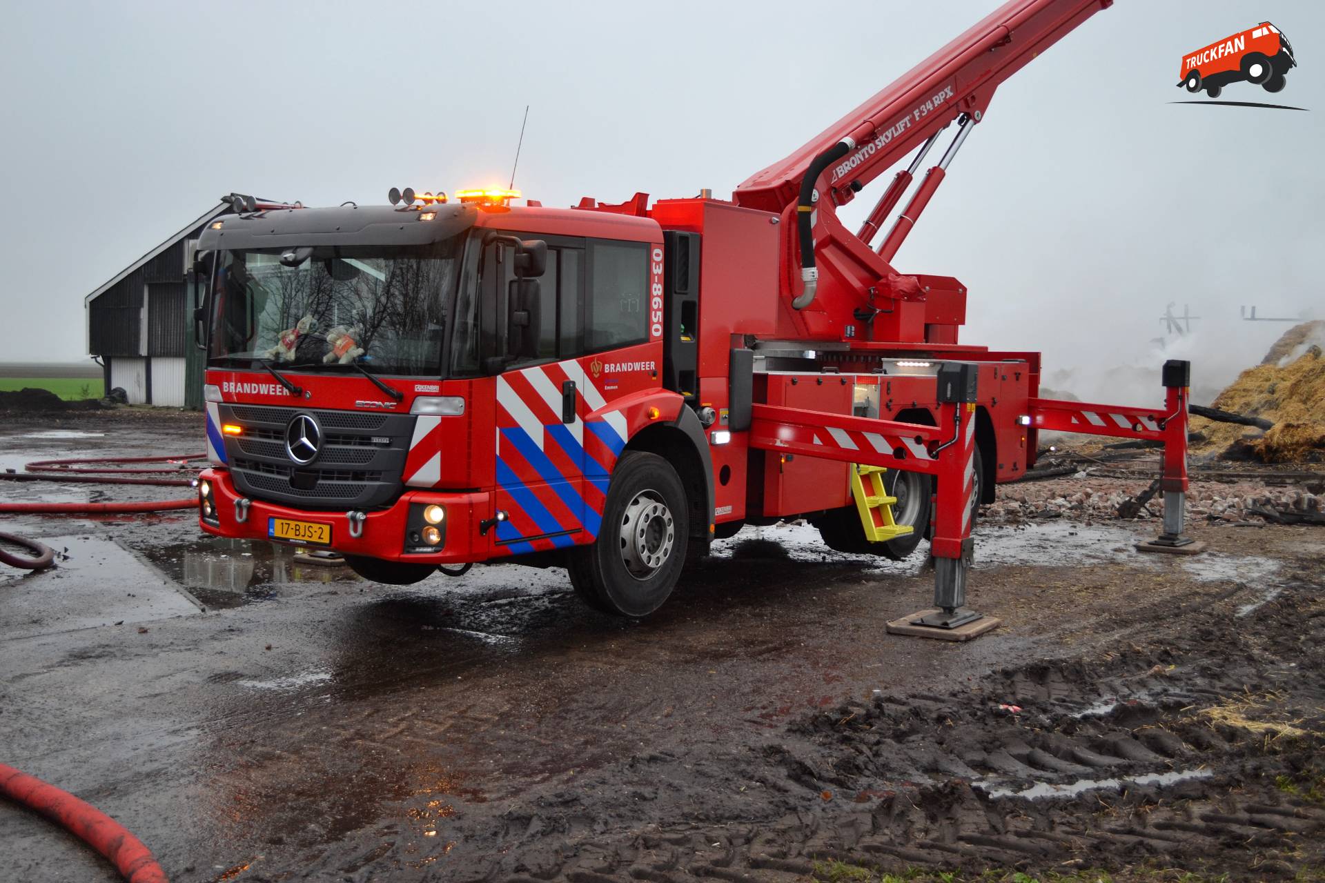 Foto Mercedes-Benz Econic #1329273 - TruckFan