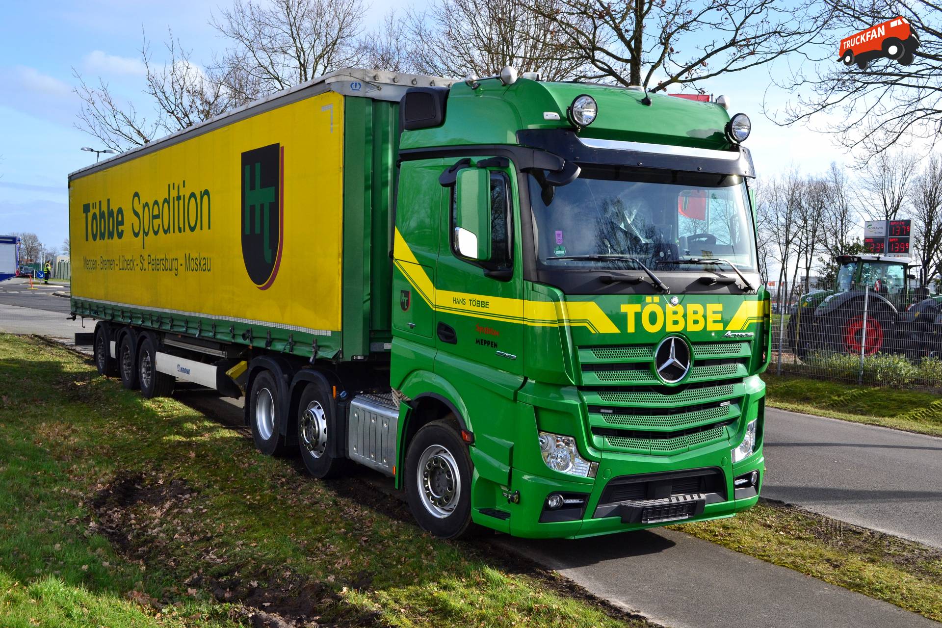 Foto Mercedes-Benz Actros MP4 van Többe Schwerlast Spedition GmbH ...