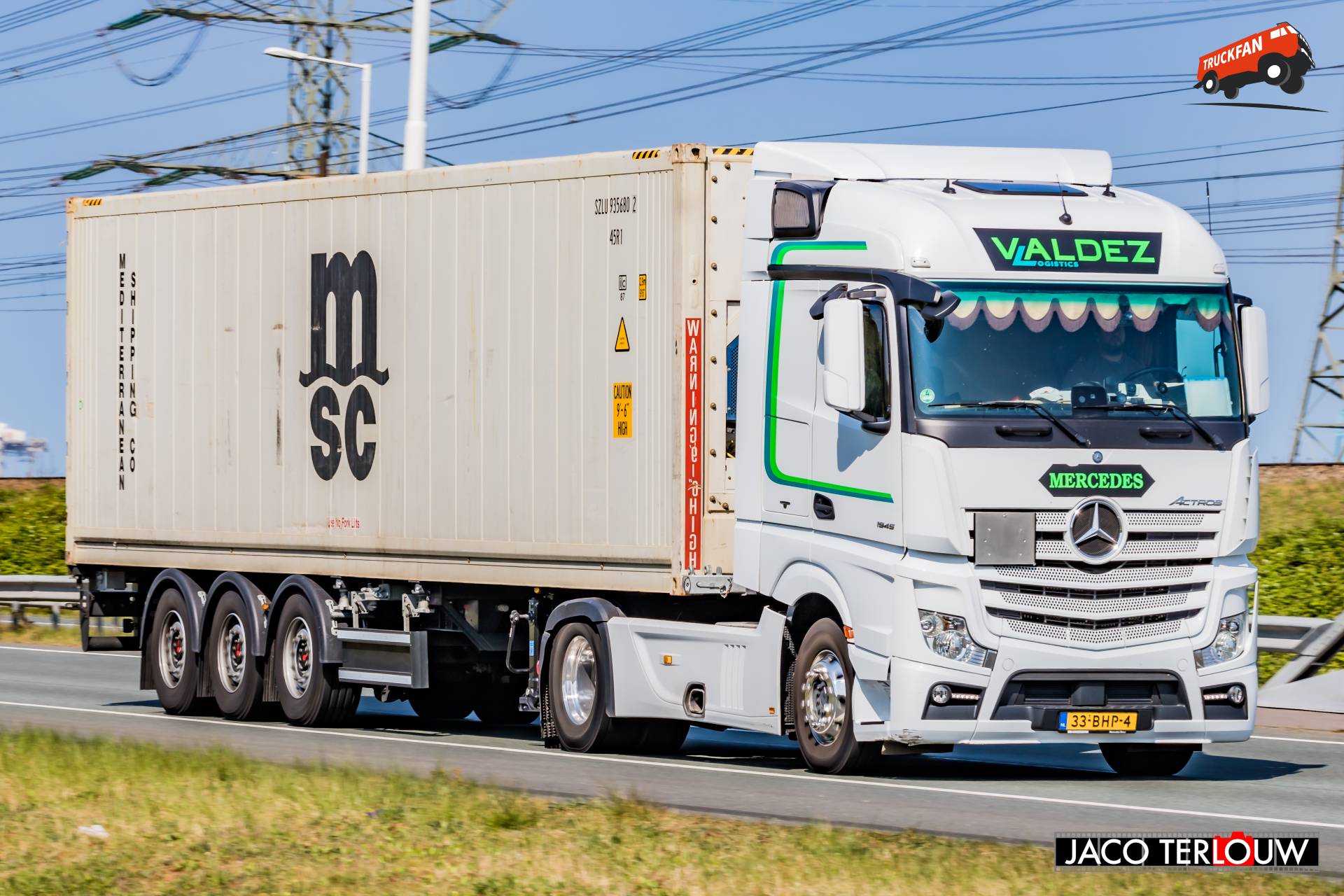 Foto Mercedes-Benz Actros MP4 #1349175 - TruckFan