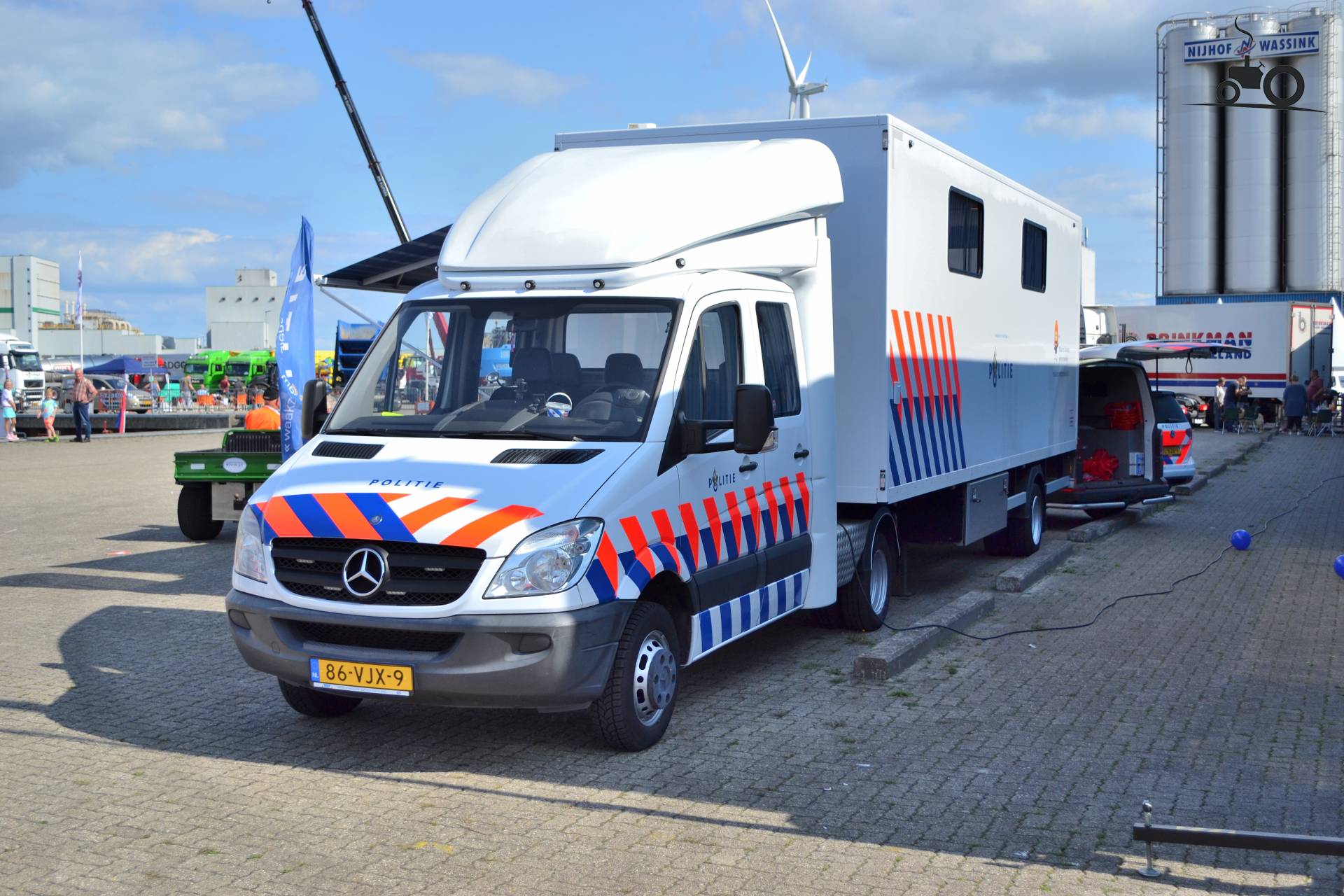 Foto Mercedes-Benz Sprinter van Politie - TruckFan
