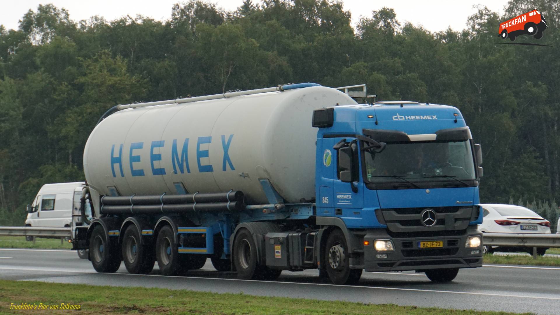 Foto Mercedes-Benz Actros van Heemex B.V. - TruckFan