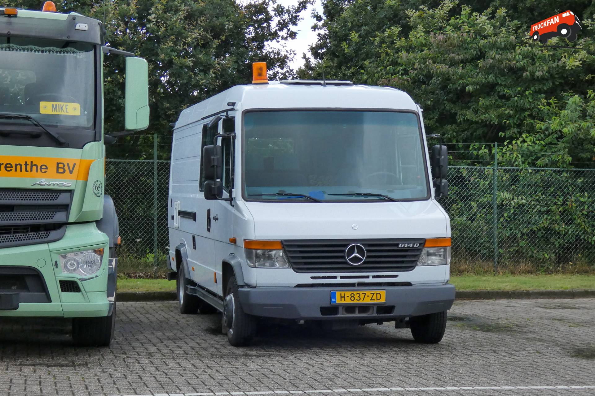 Foto Mercedes-Benz Vario #1455632 - TruckFan