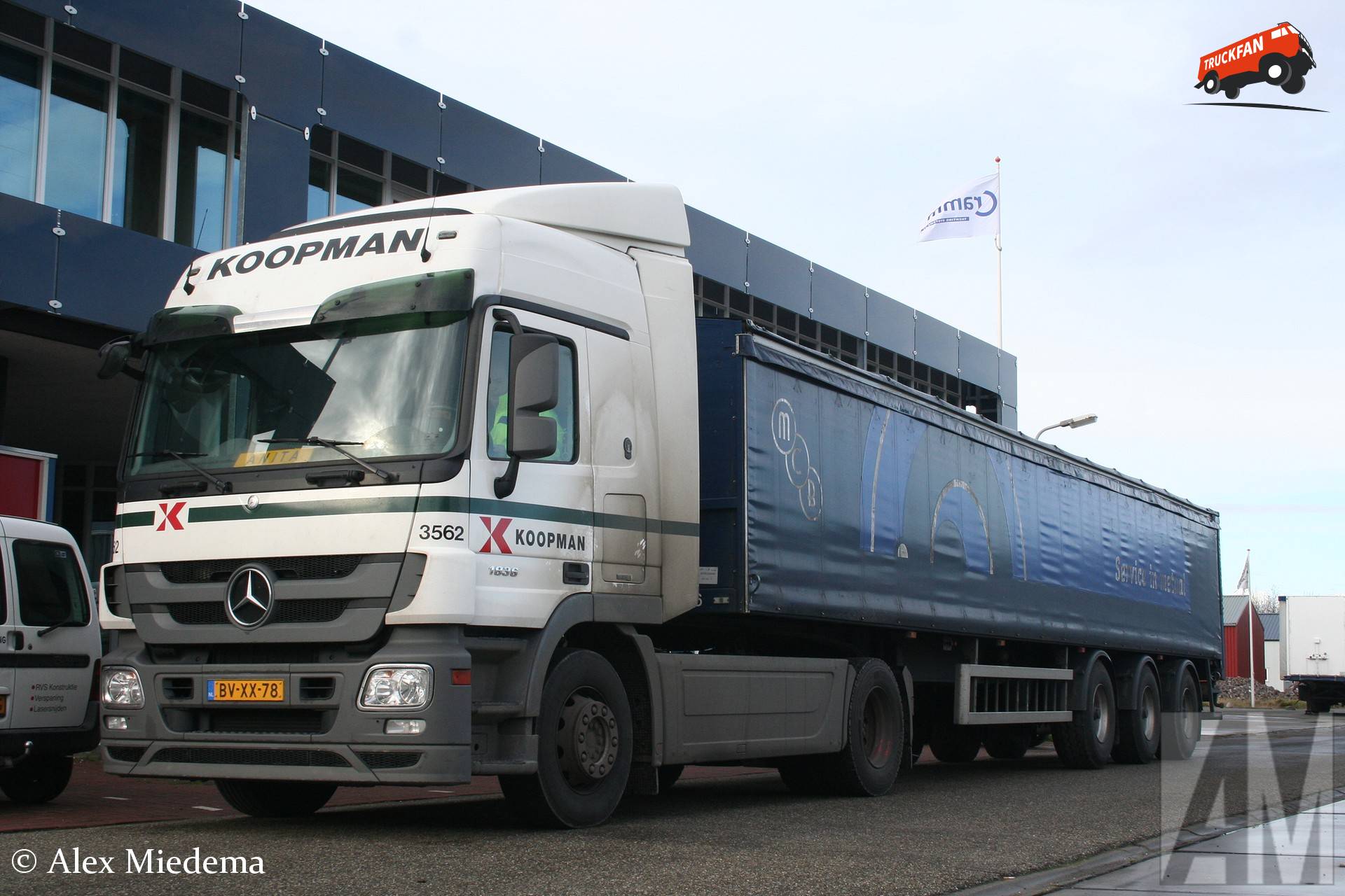 Foto Mercedes-Benz Actros MP3 van Koopman Distributie B.V., Koopman ...