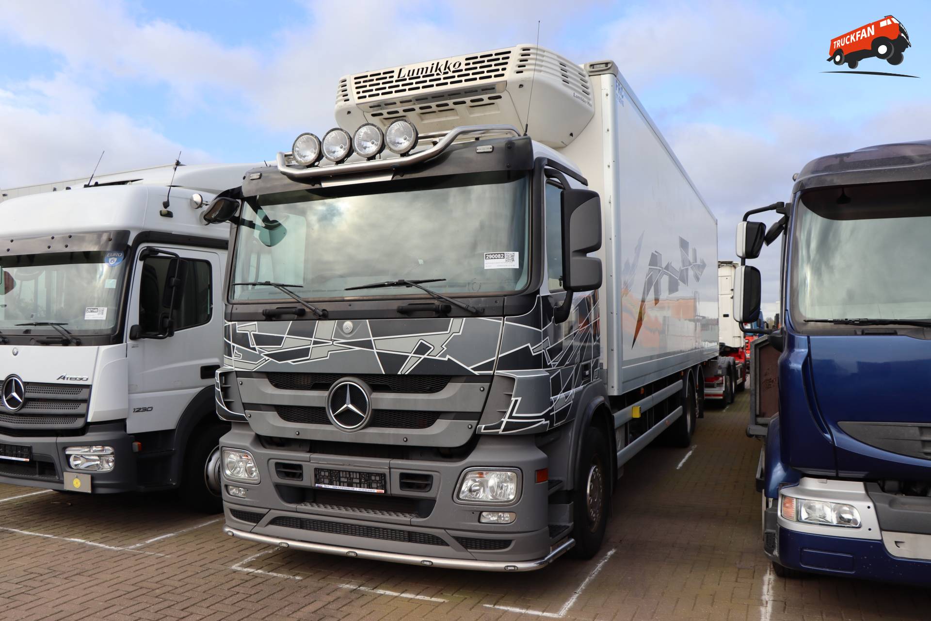 Foto Mercedes-Benz Actros MP3 #1461613 - TruckFan