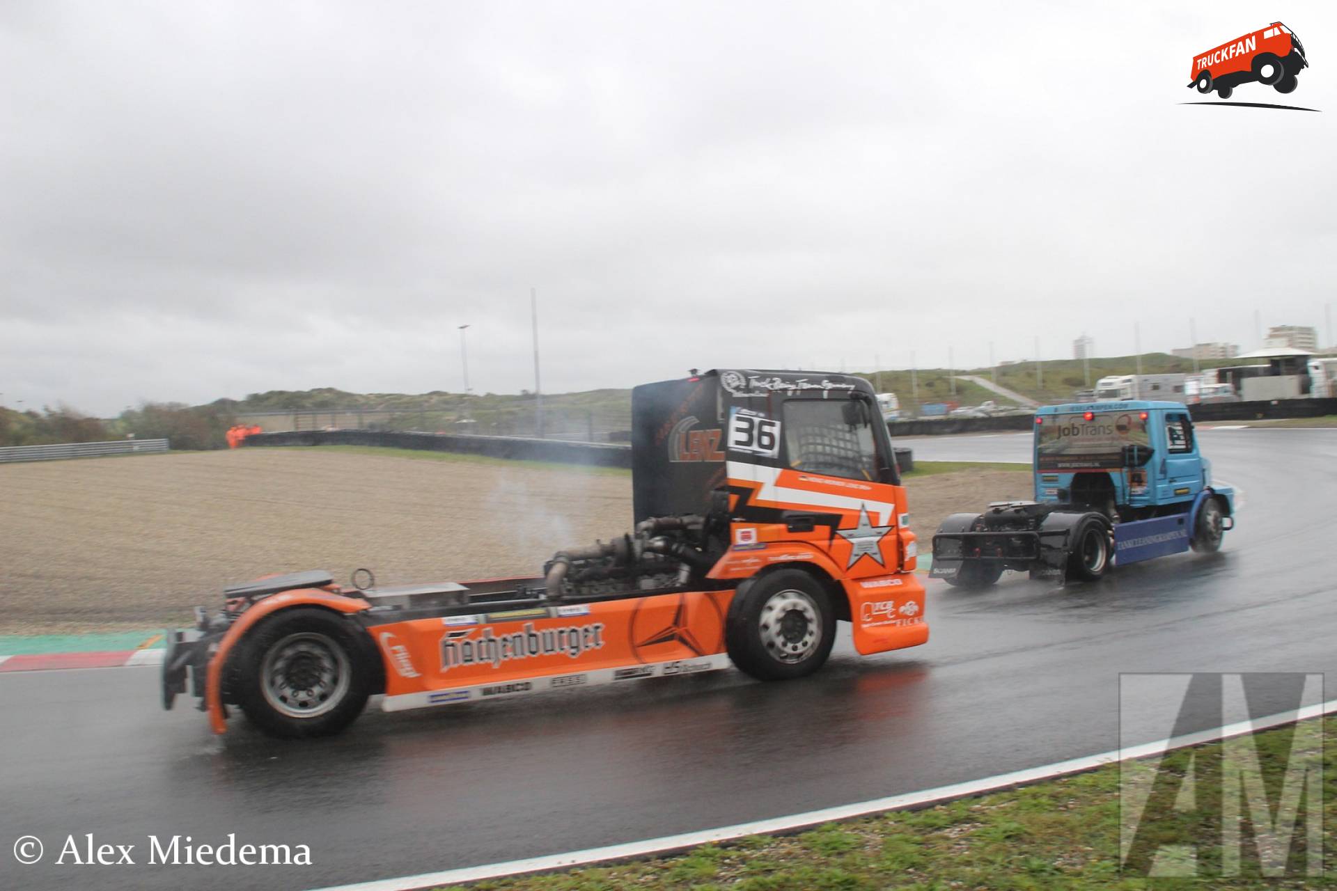 Foto Mercedes-Benz Axor MP2 van Lenz Abschleppservice GmbH - TruckFan