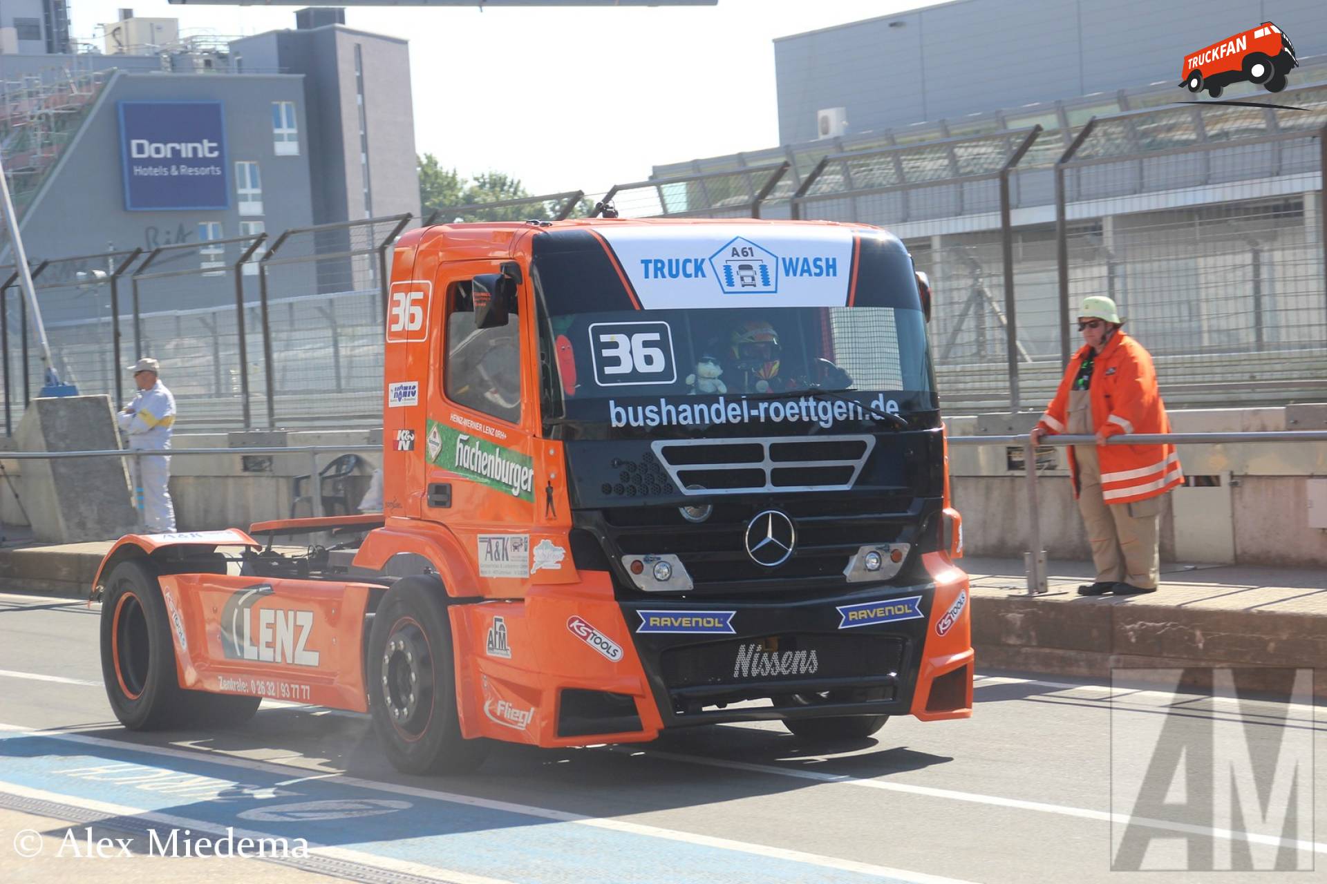 Foto Mercedes-Benz Axor MP2 van Lenz Abschleppservice GmbH - TruckFan