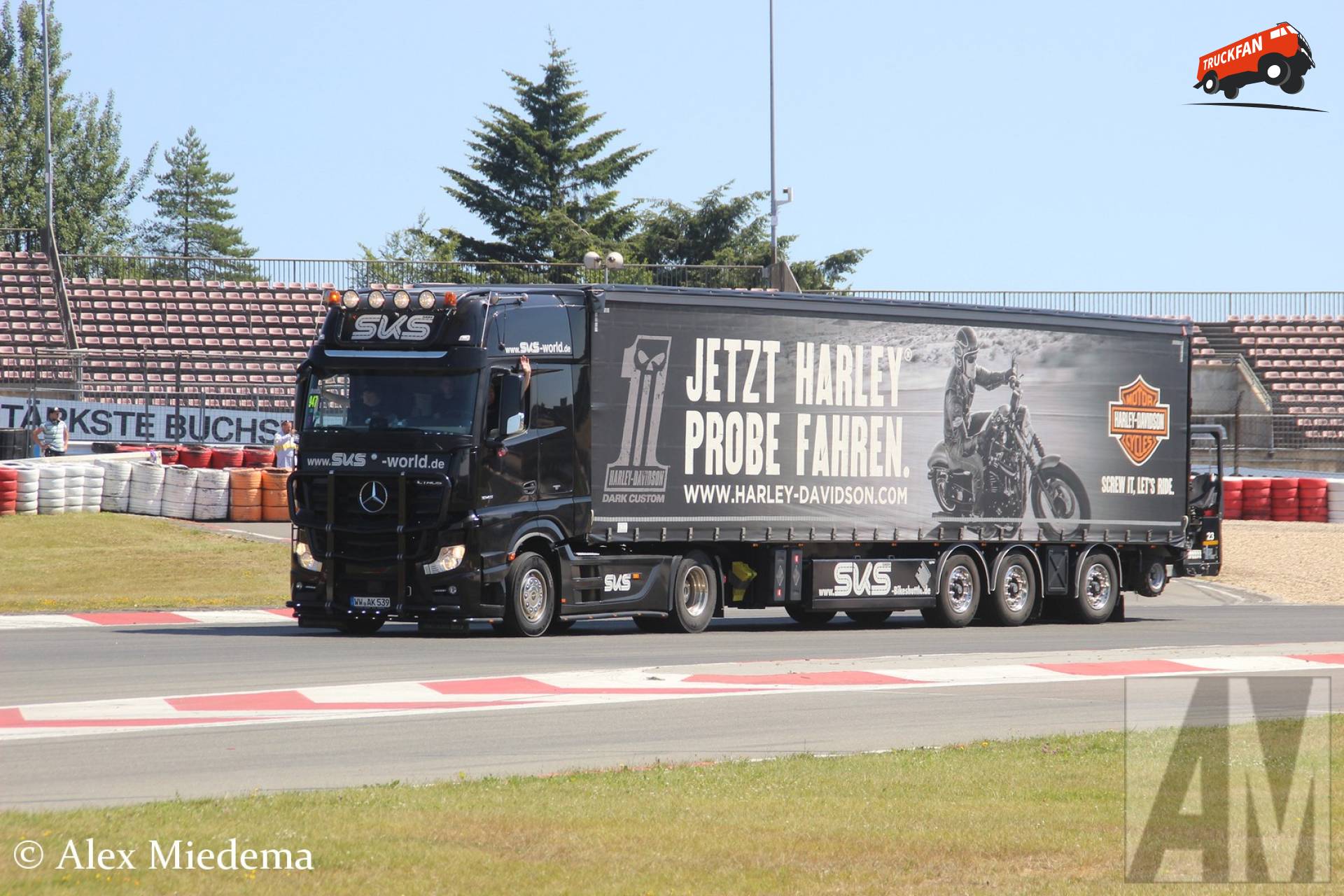 Foto Mercedes-Benz Actros MP4 #1464990 - TruckFan