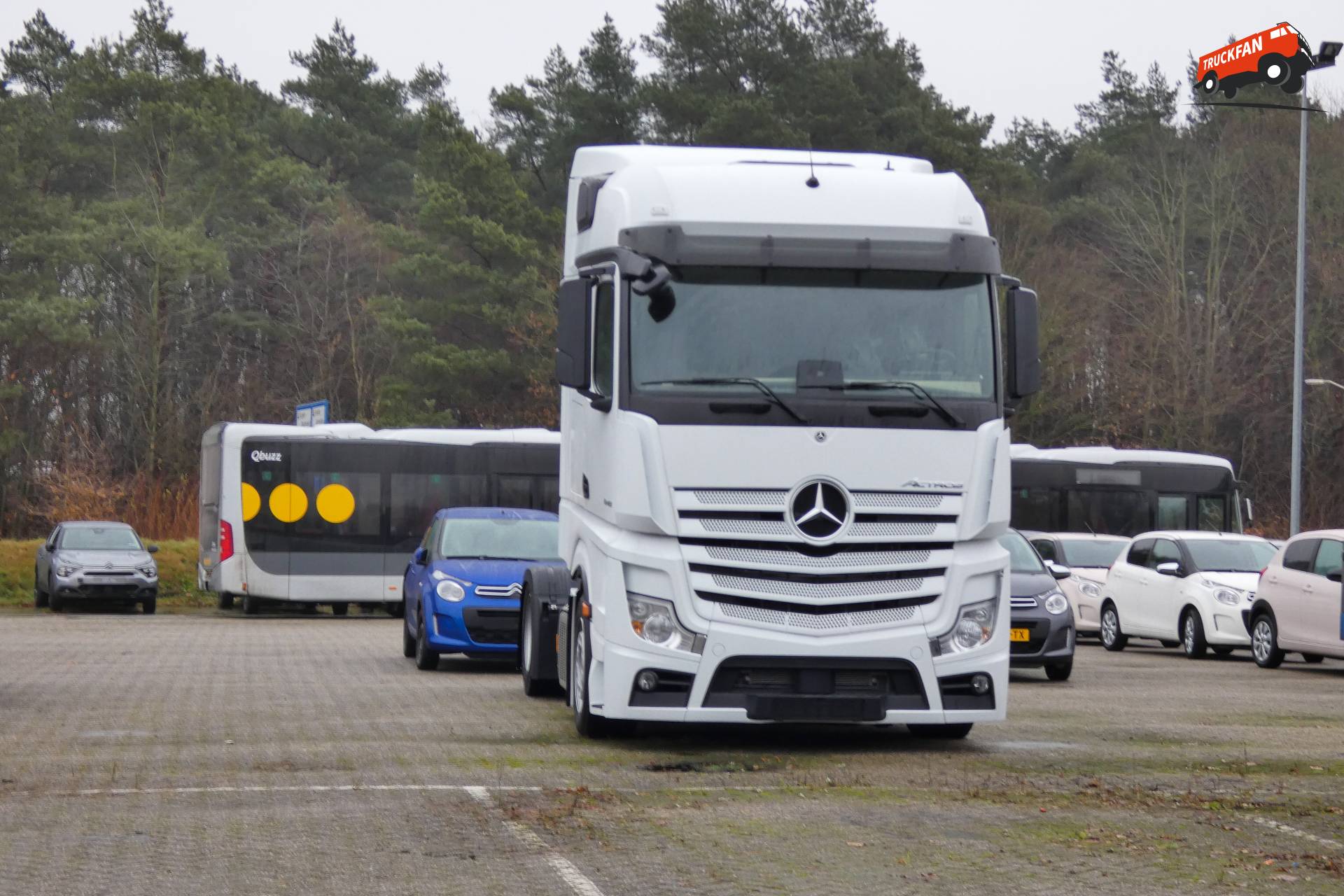 Foto Mercedes-Benz Actros MP5 #1469636 - TruckFan