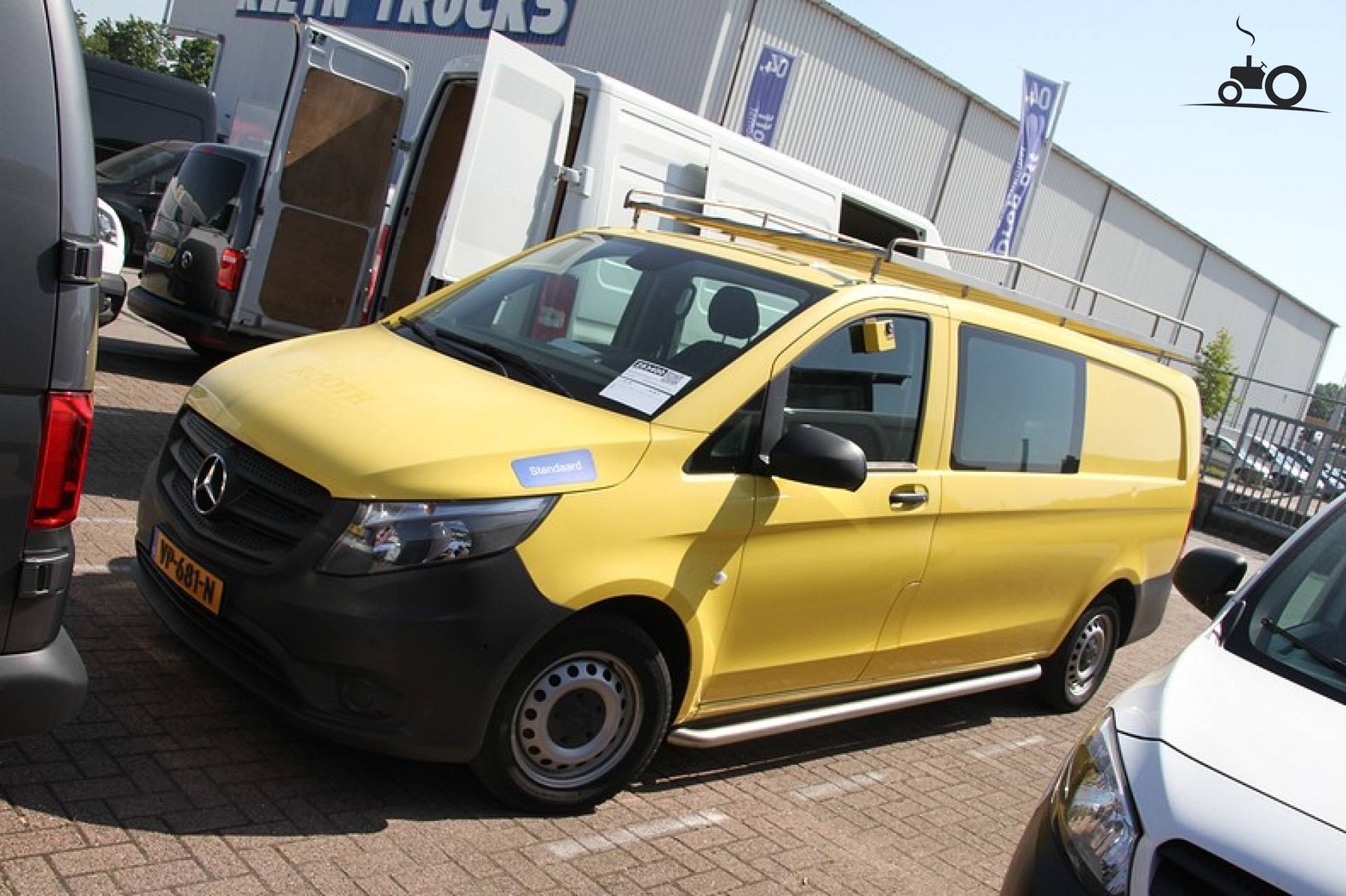 Foto Mercedes-Benz Vito van Rooth Multiservice - TruckFan