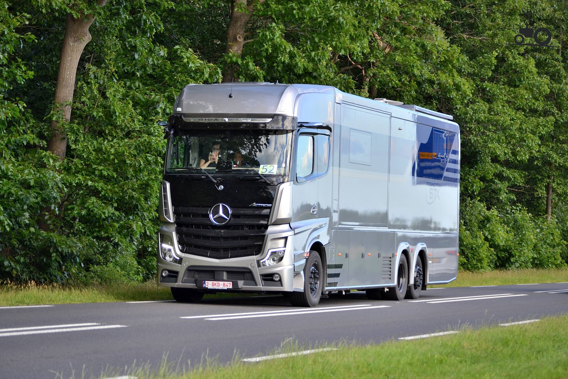 Foto Mercedes-Benz Actros MP5 van STX Motorhomes - TruckFan