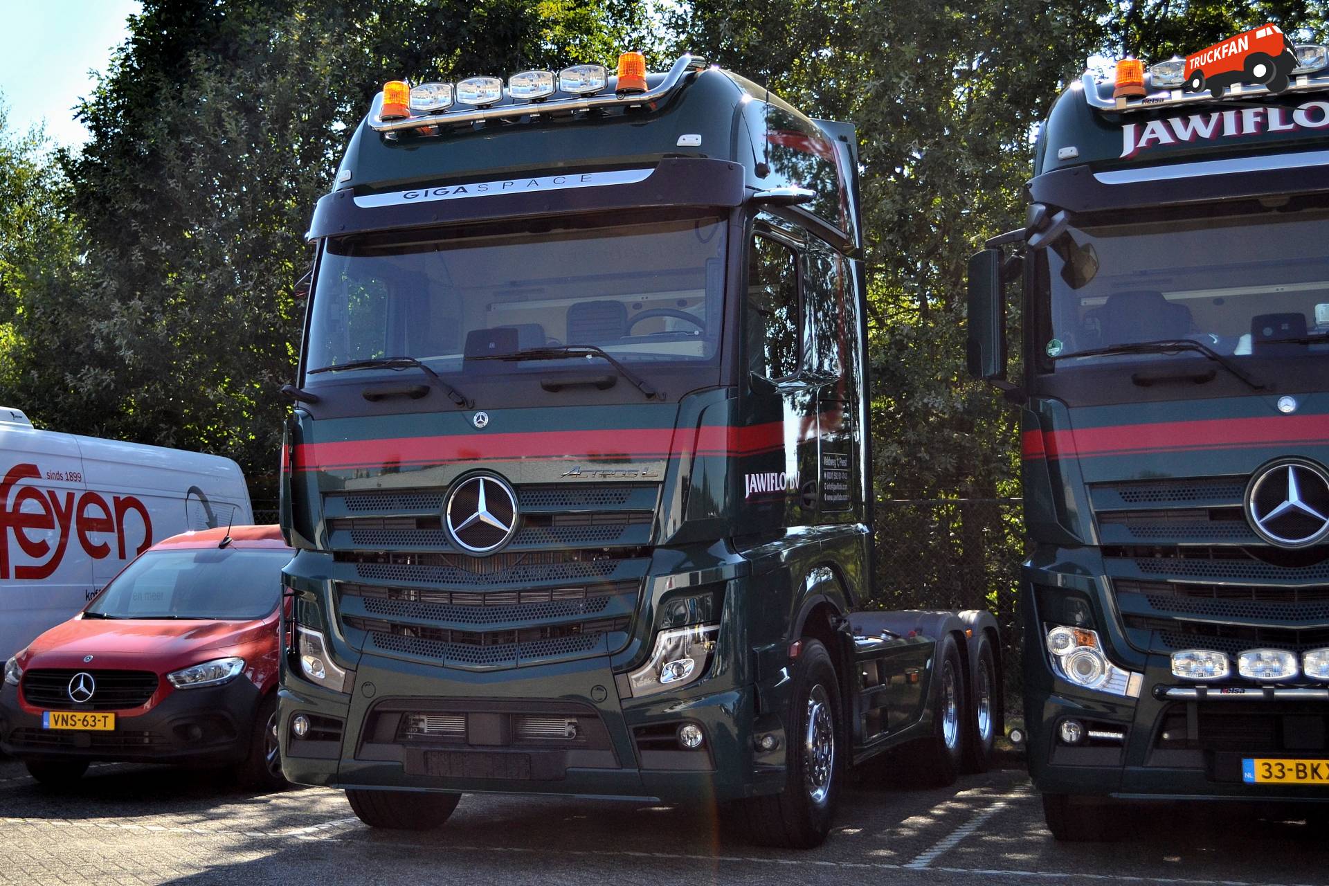 Foto Mercedes-Benz Actros L van Jawiflo B.V. - TruckFan