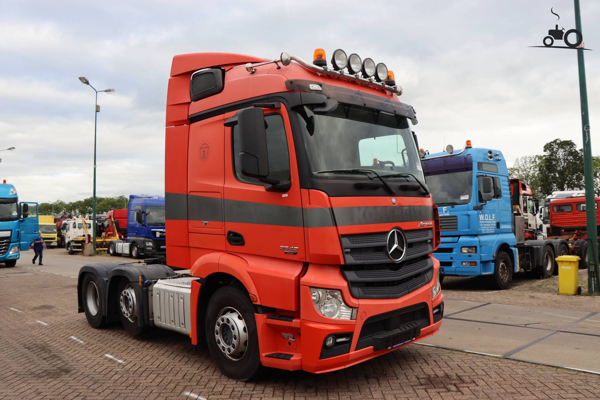Foto Mercedes-Benz Actros MP4 #1490326 - TruckFan