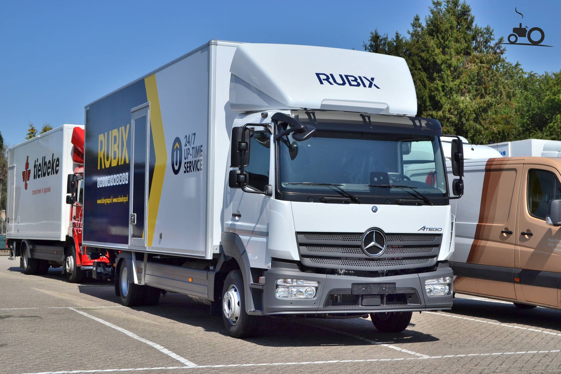 Foto Mercedes-Benz Atego MP4 van Rubix B.V. - TruckFan